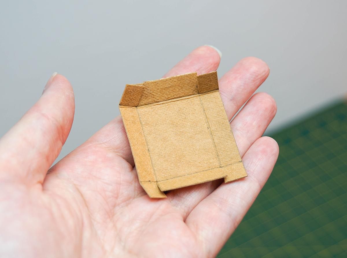 DIY Miniature Suitcase | How to Make a Mini 1/12 Picnic Hamper : 9 ...