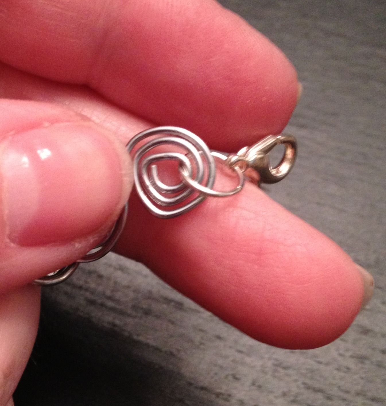 Swirly Paperclip Bracelet : 9 Steps (with Pictures) - Instructables