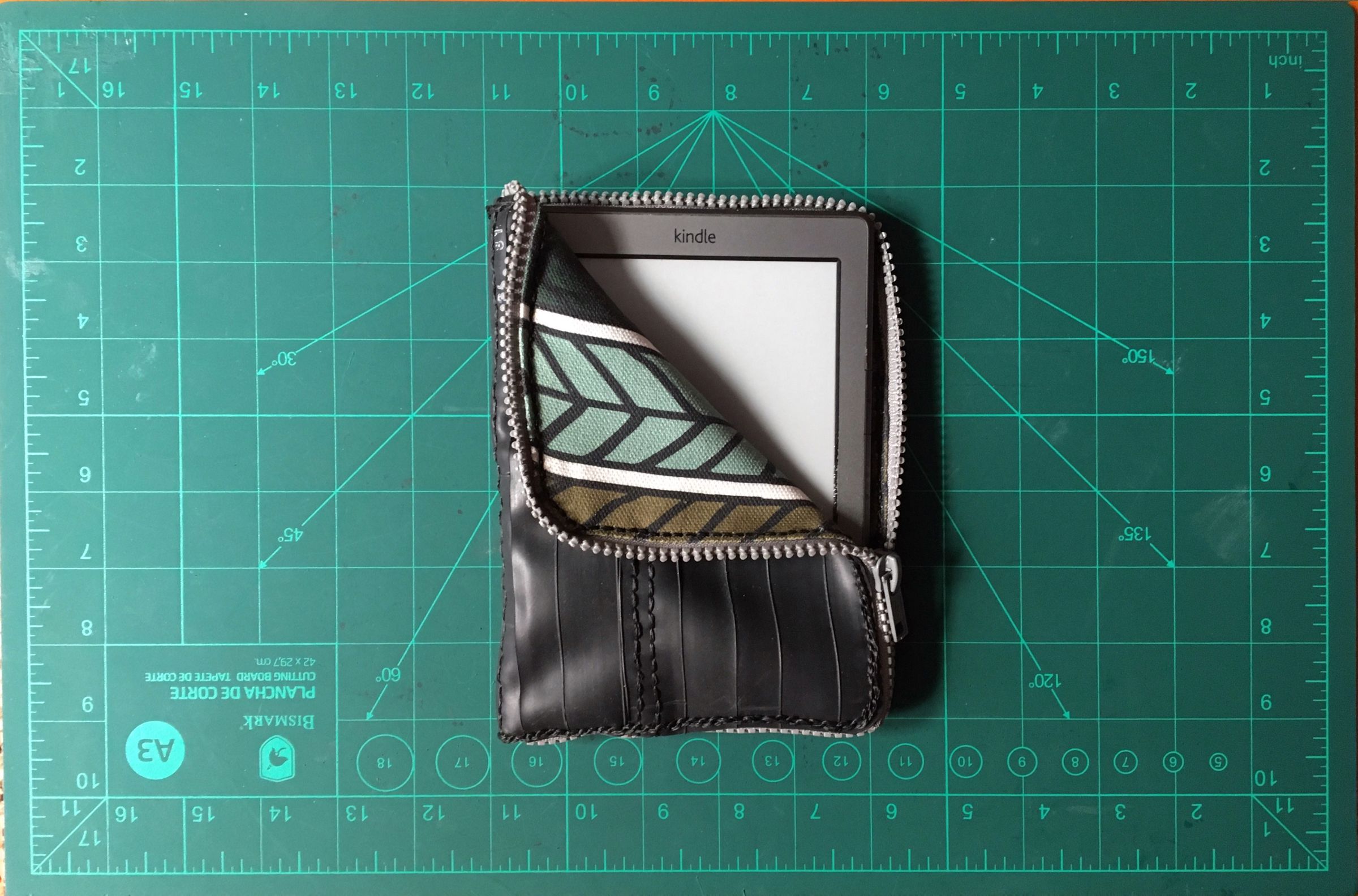 DIY Hand Sew Tablet/laptop/ebook Case With Recycled Inner Tube : 5 ...