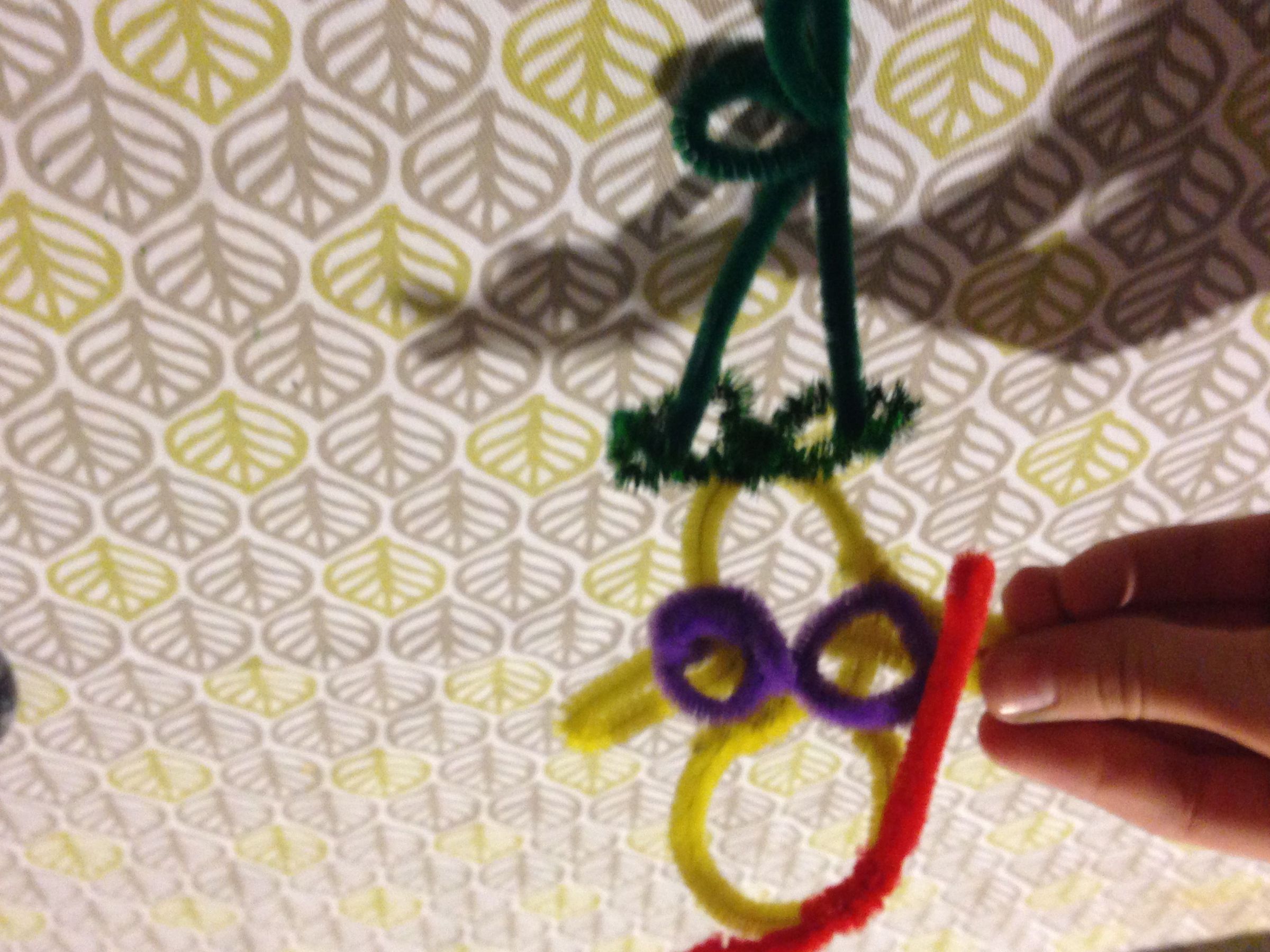 LITTLE MERMAID PIPE CLEANER : 7 Steps - Instructables