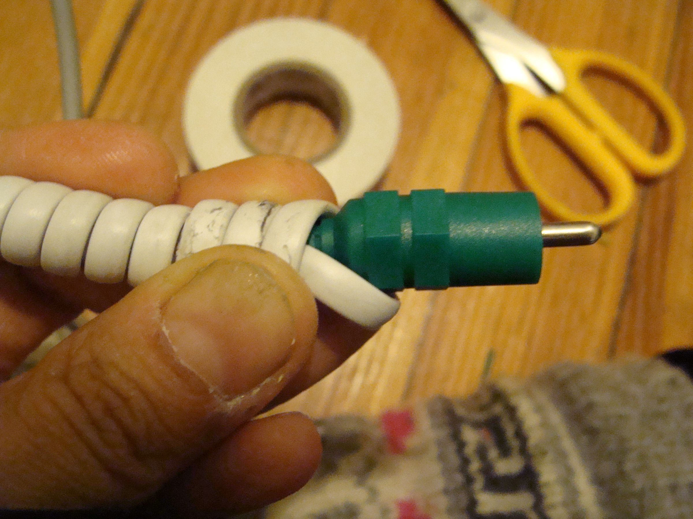 Elle, E-Waste Jewelry (with Pictures) - Instructables