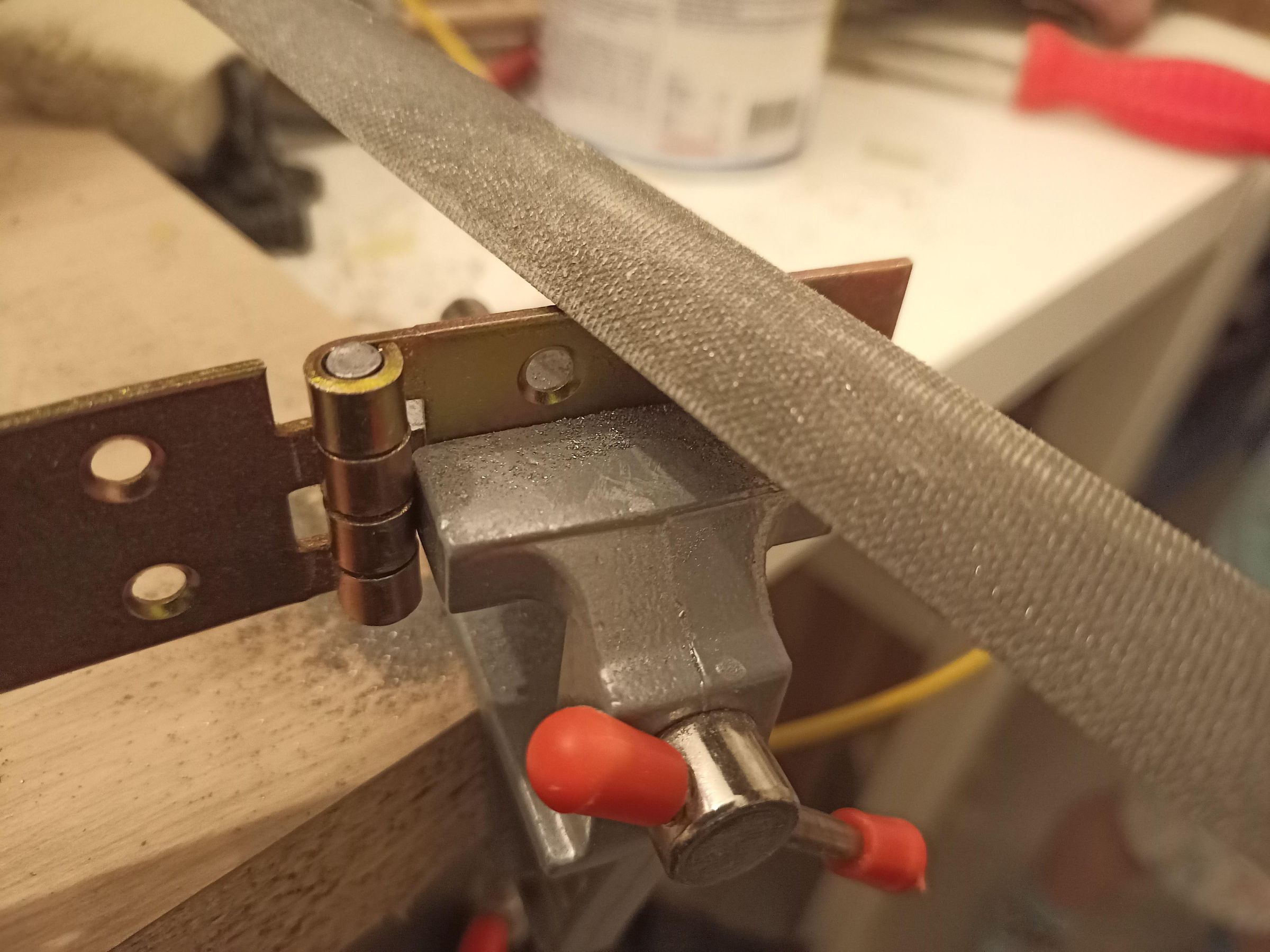 Old Easel Restoration : 21 Steps (with Pictures) - Instructables