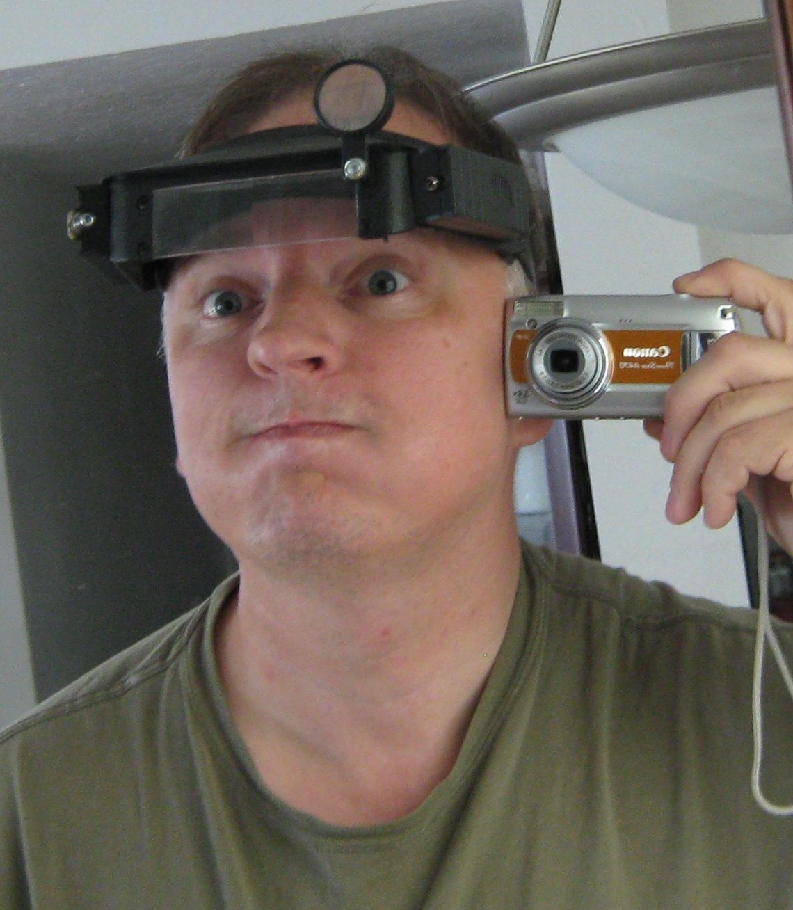 IR Remote Controlled Tracked Robot : 10 Steps - Instructables