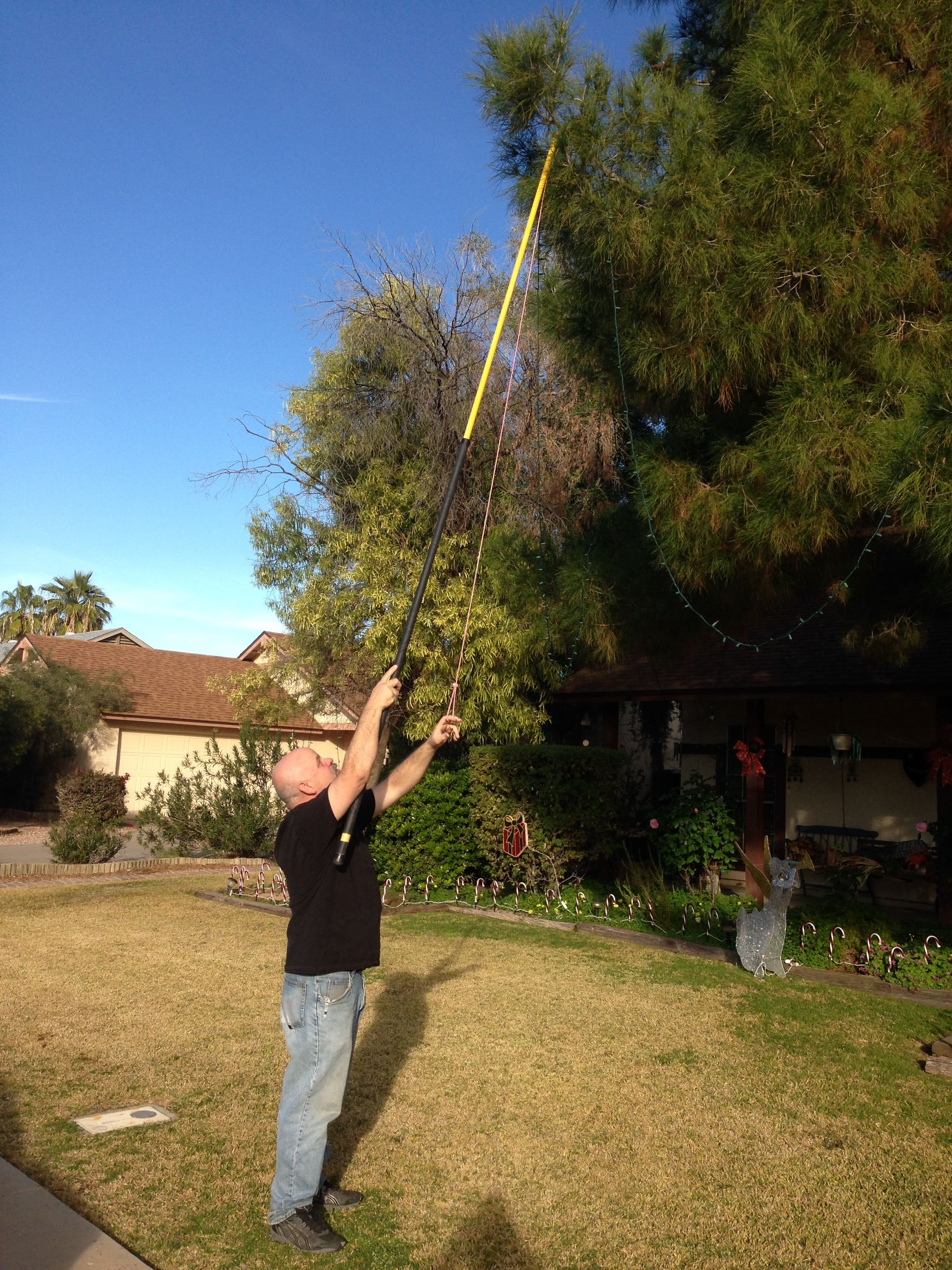 Christmas Lights Installer Pole : 3 Steps - Instructables