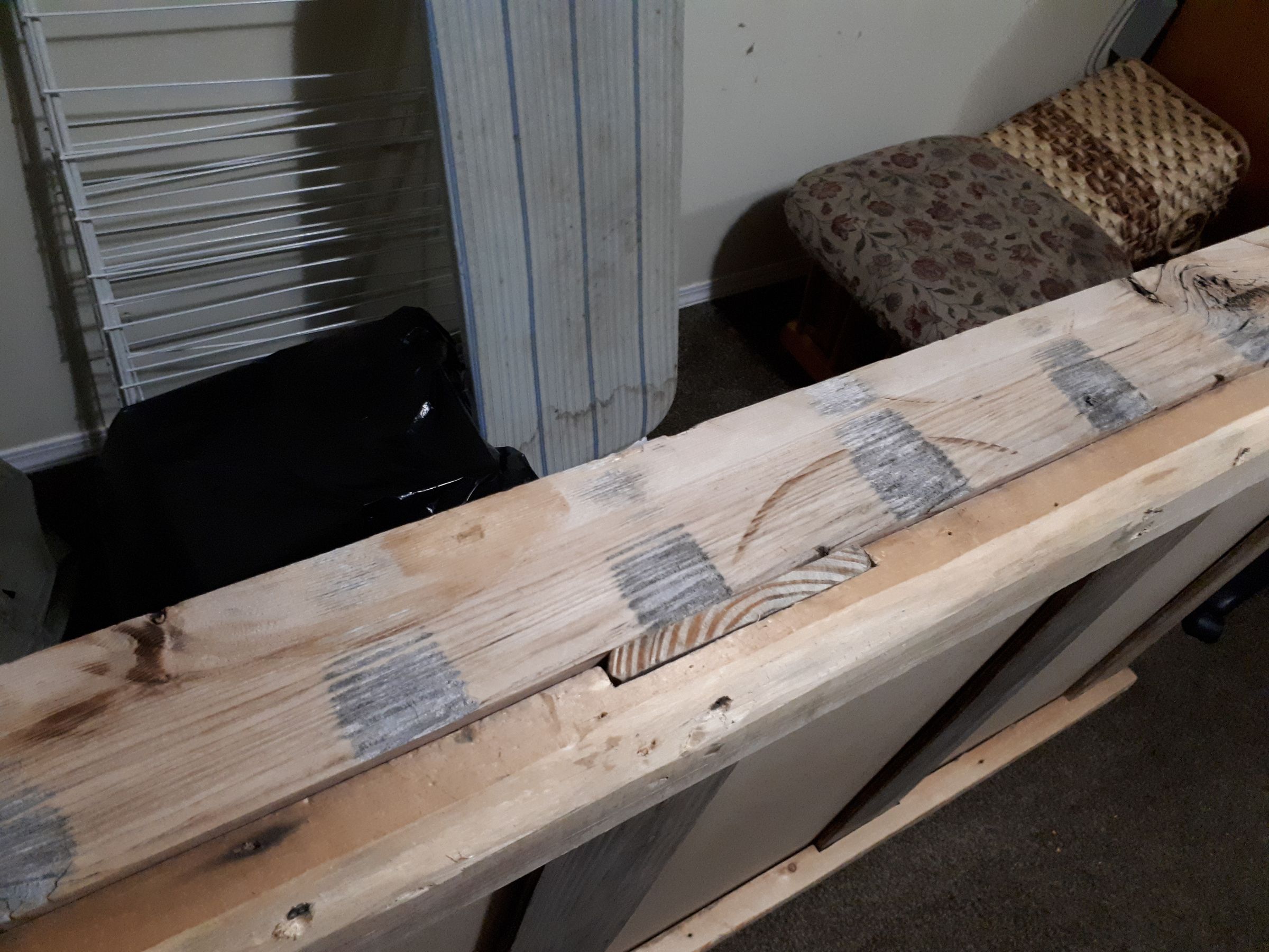 Game Table From Reclaimed Wood : 8 Steps (with Pictures) - Instructables