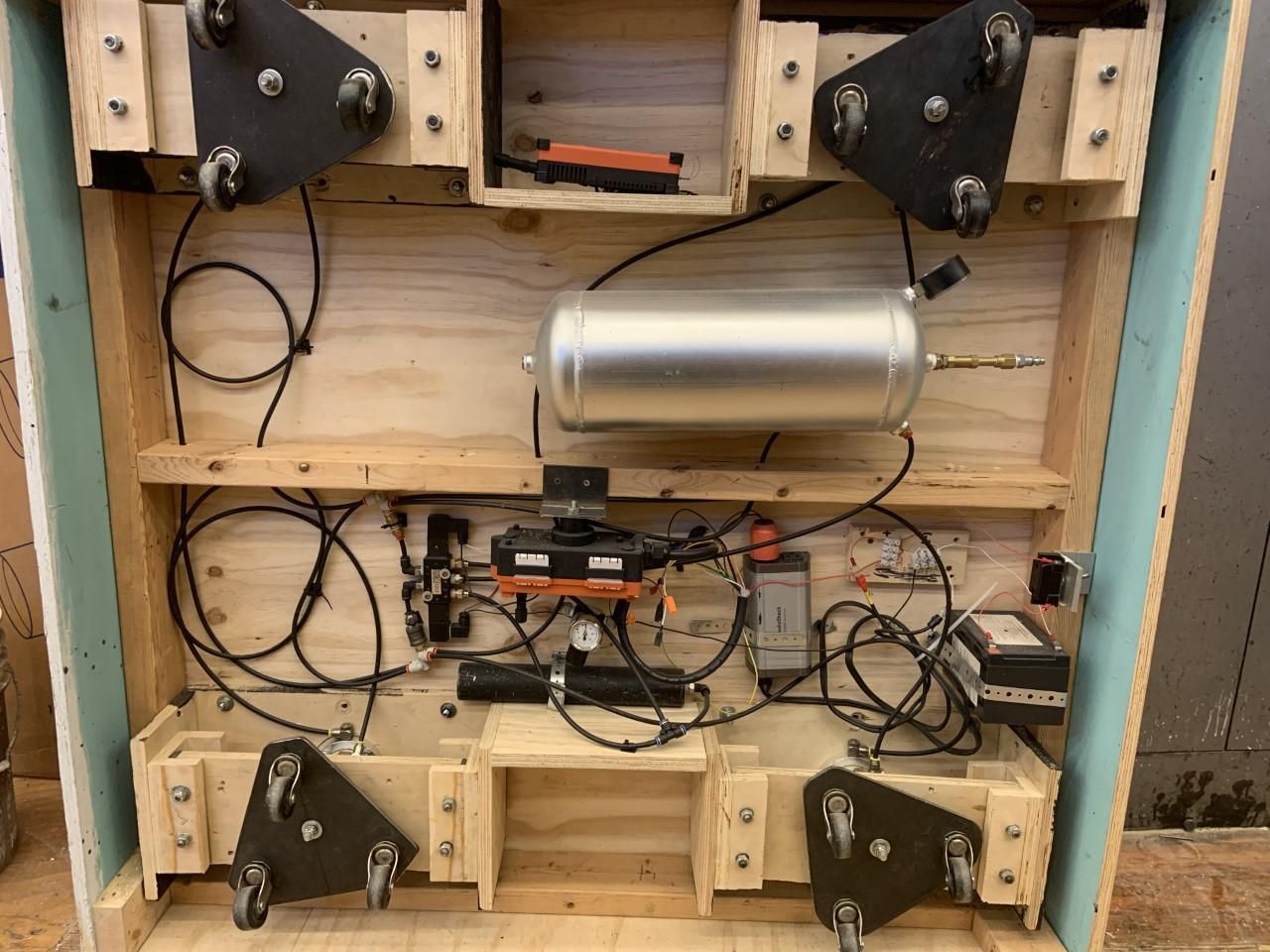 Remote Control Pneumatic Air Lift Casters : 3 Steps - Instructables