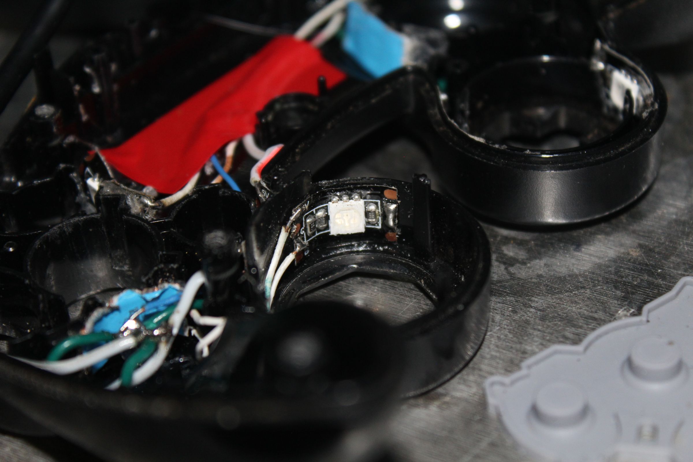 Gamecube Controller LED Mod : 8 Steps (with Pictures) - Instructables