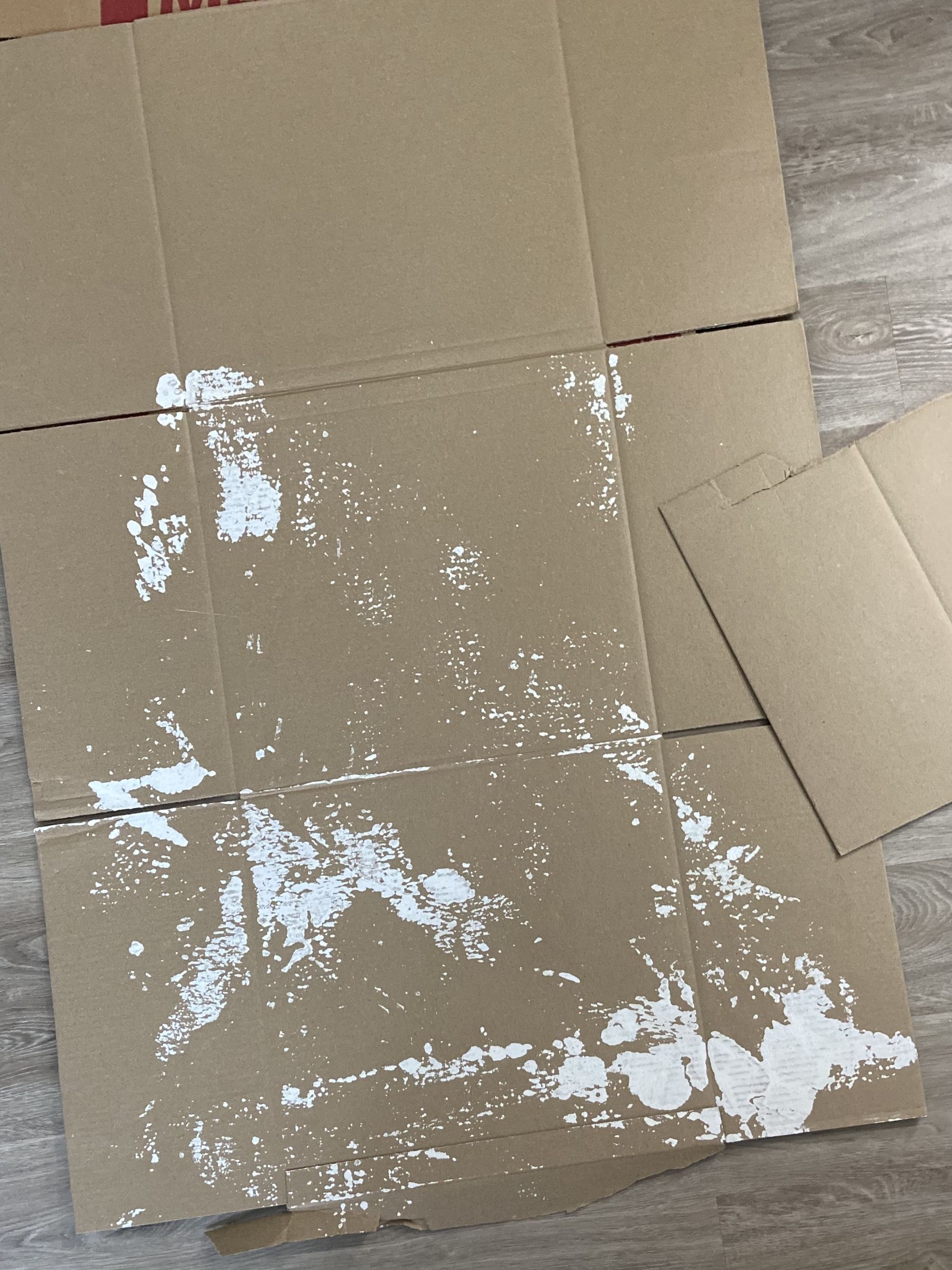 Making Backs for Shelves From Boxes : 5 Steps - Instructables