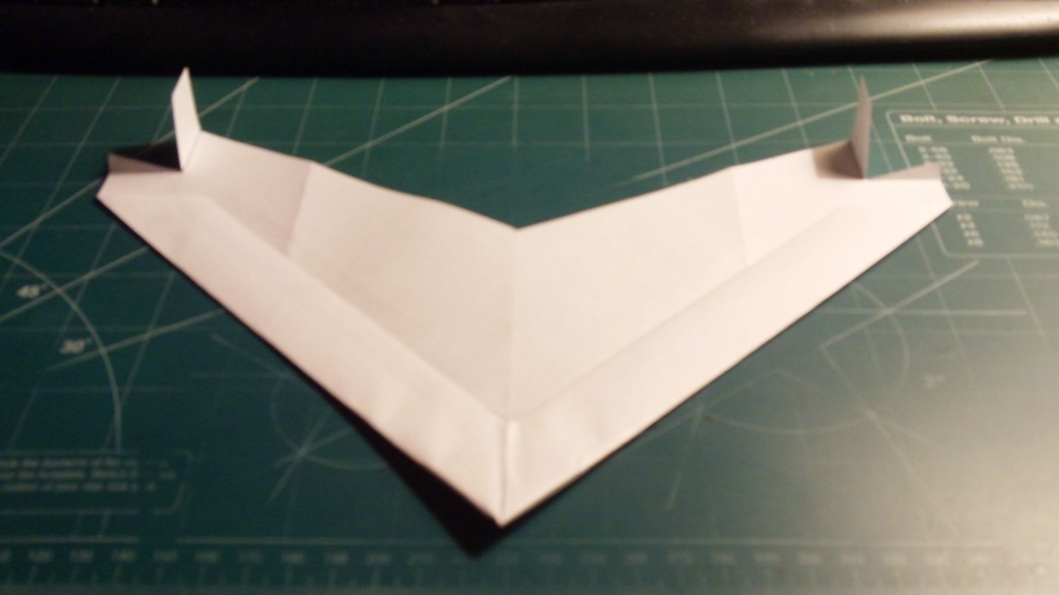 How to Make the OmniScimitar Paper Airplane : 8 Steps - Instructables