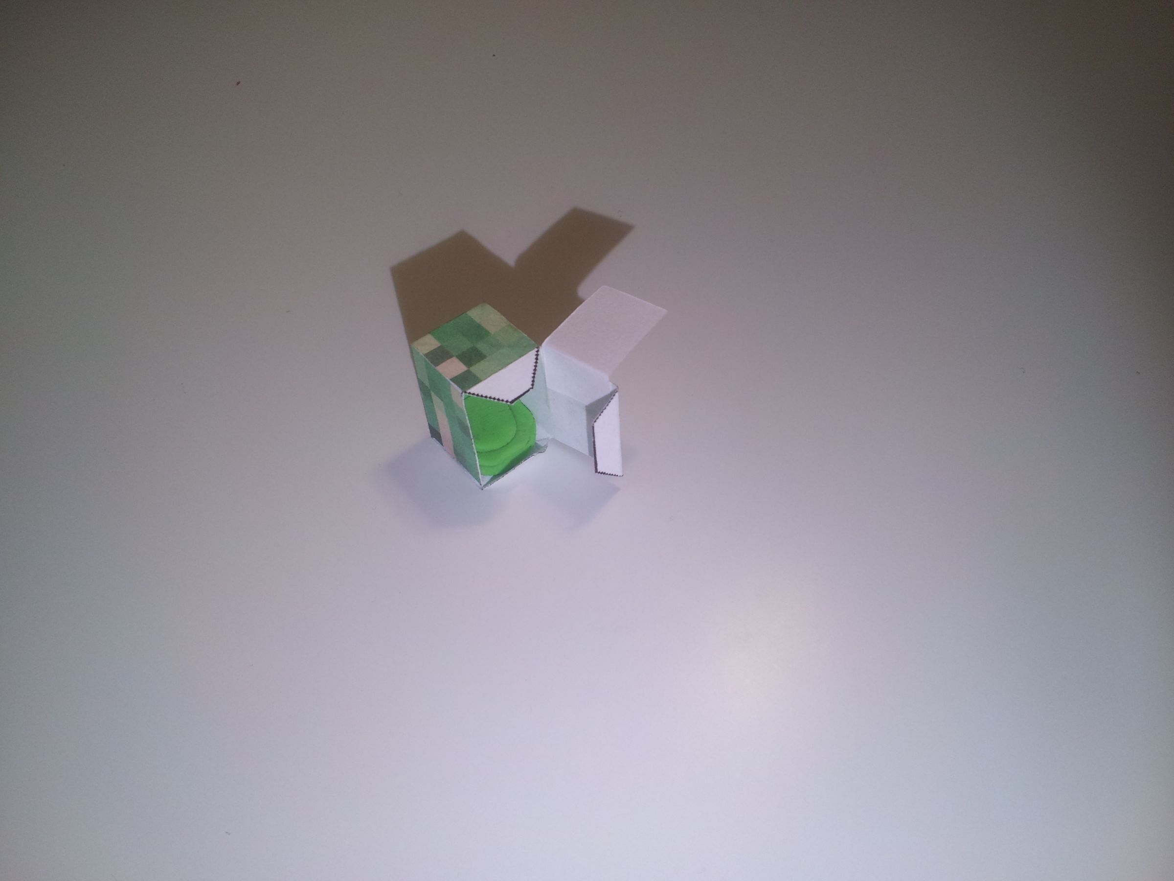 Windup MineCraft Creeper : 9 Steps (with Pictures) - Instructables