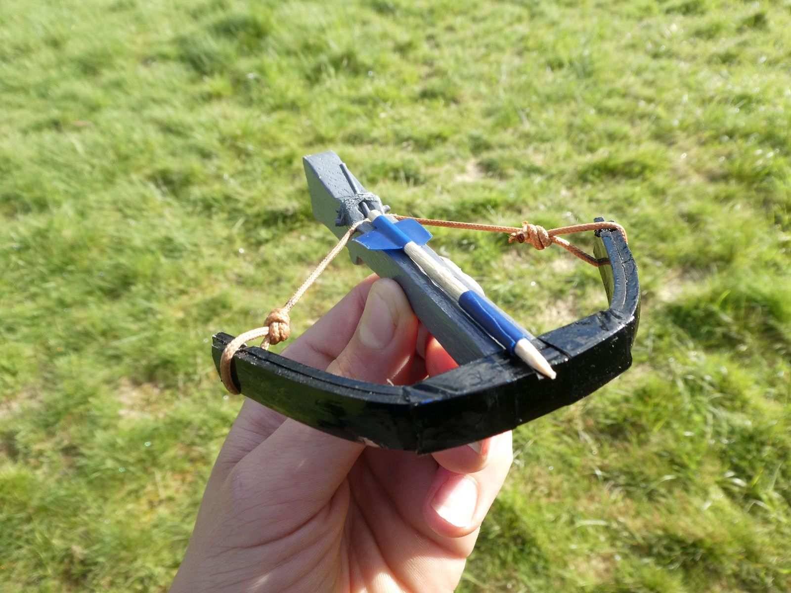 Powerful Mini Crossbow : 8 Steps - Instructables