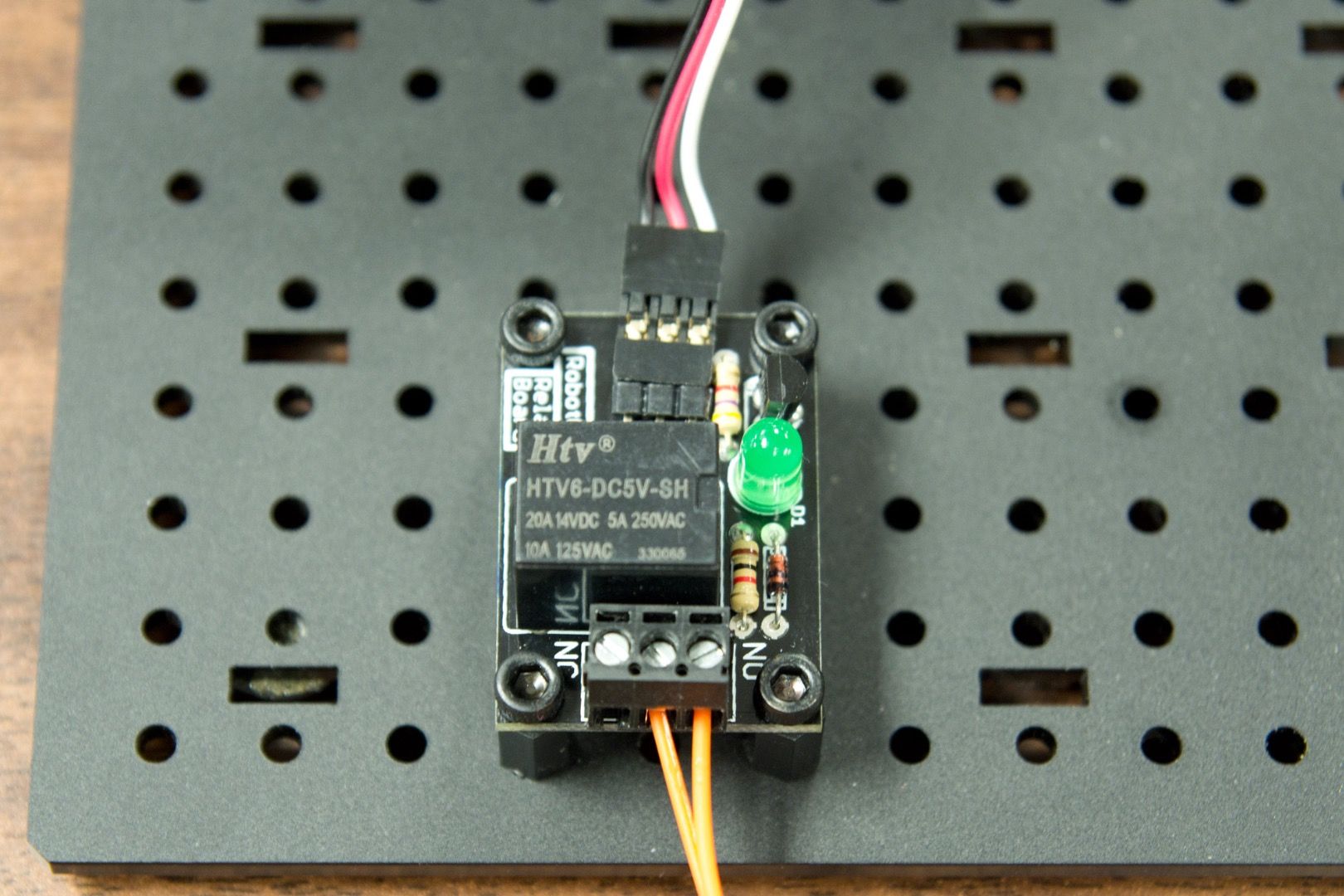 A Very RobotGeek Halloween : 10 Steps - Instructables