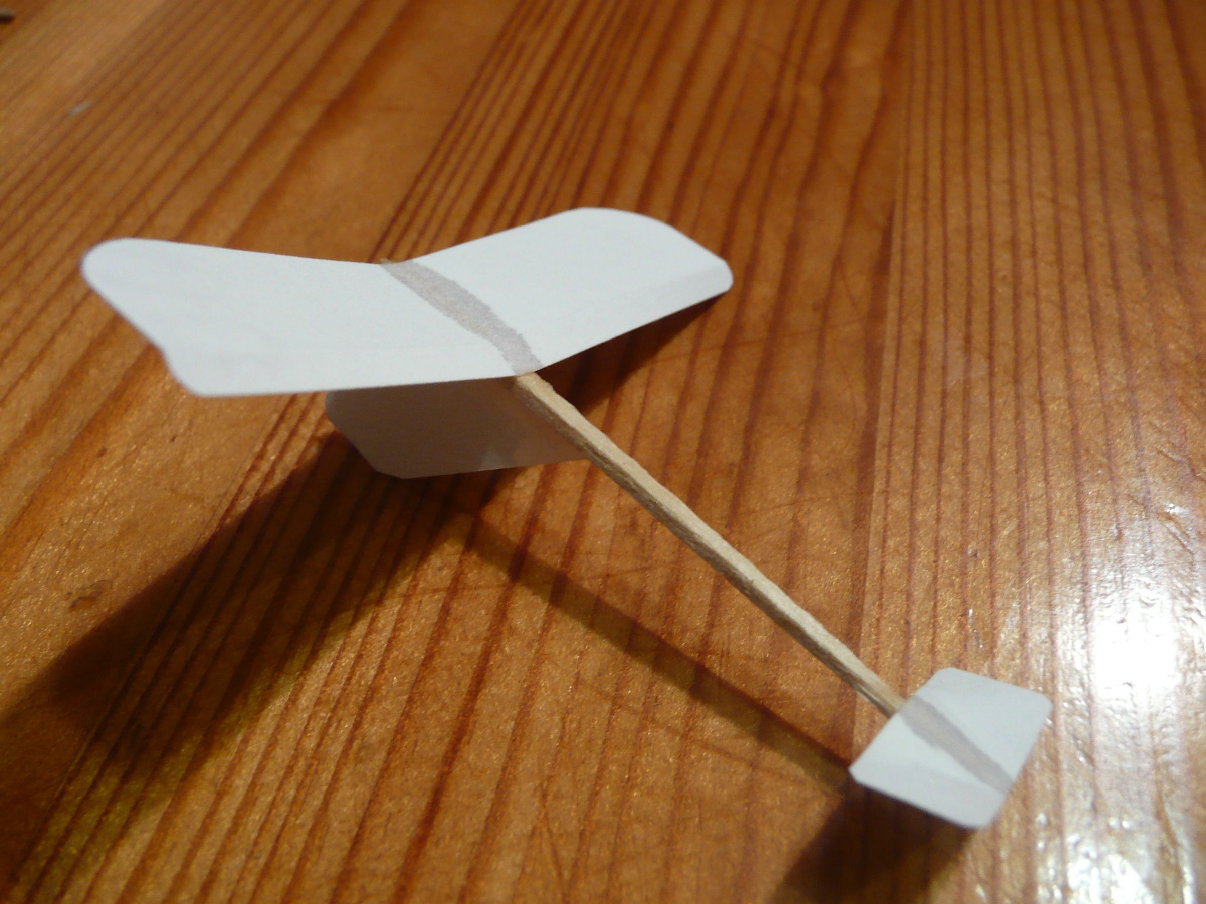 Simple Micro Toothpick Gliders! : 6 Steps (with Pictures) - Instructables