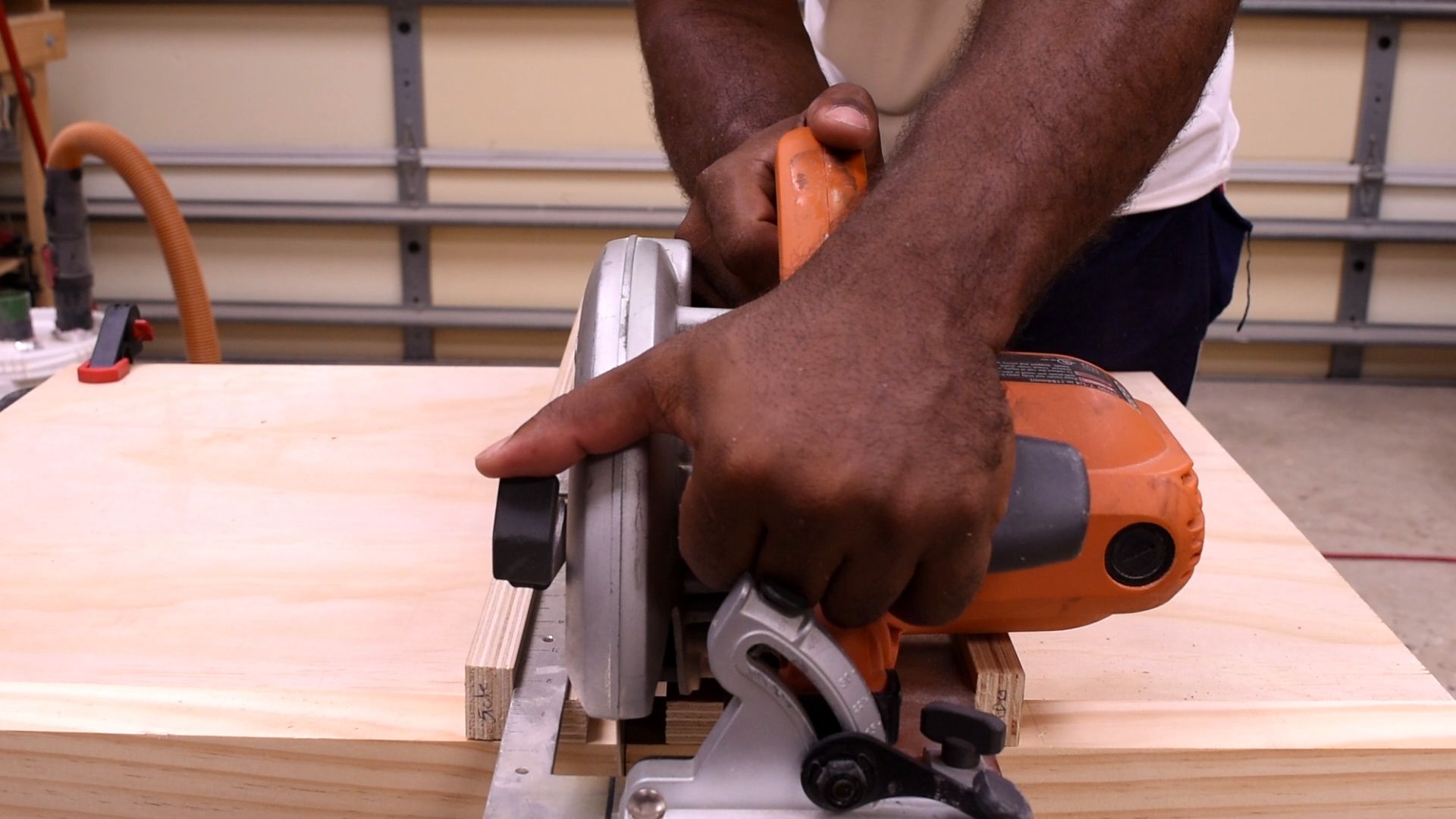 MAX CUT 2 Circular Saw Crosscut & Miter Jig : 11 Steps (with Pictures ...