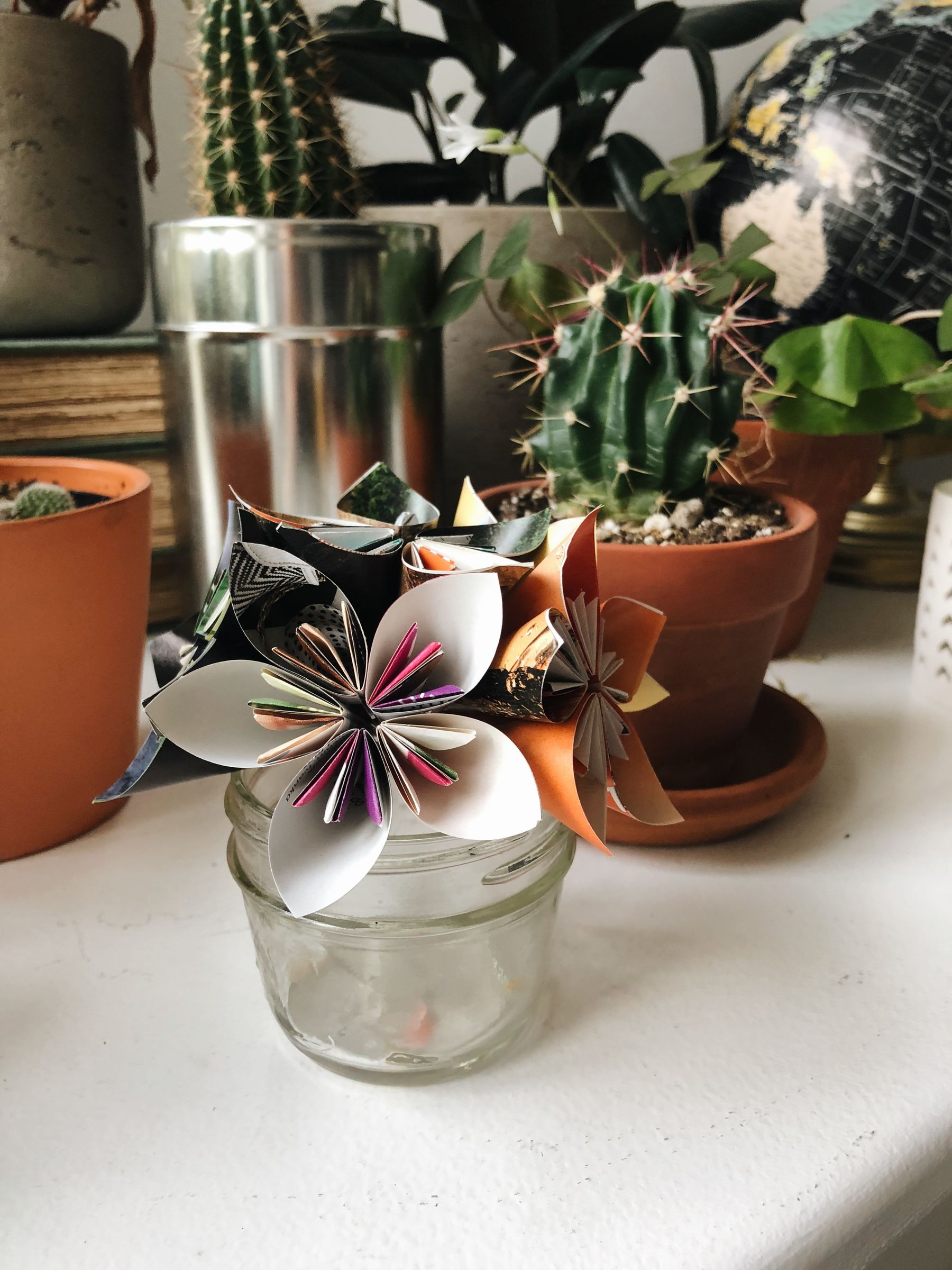 Origami Paper Flowers : 10 Steps (with Pictures) - Instructables