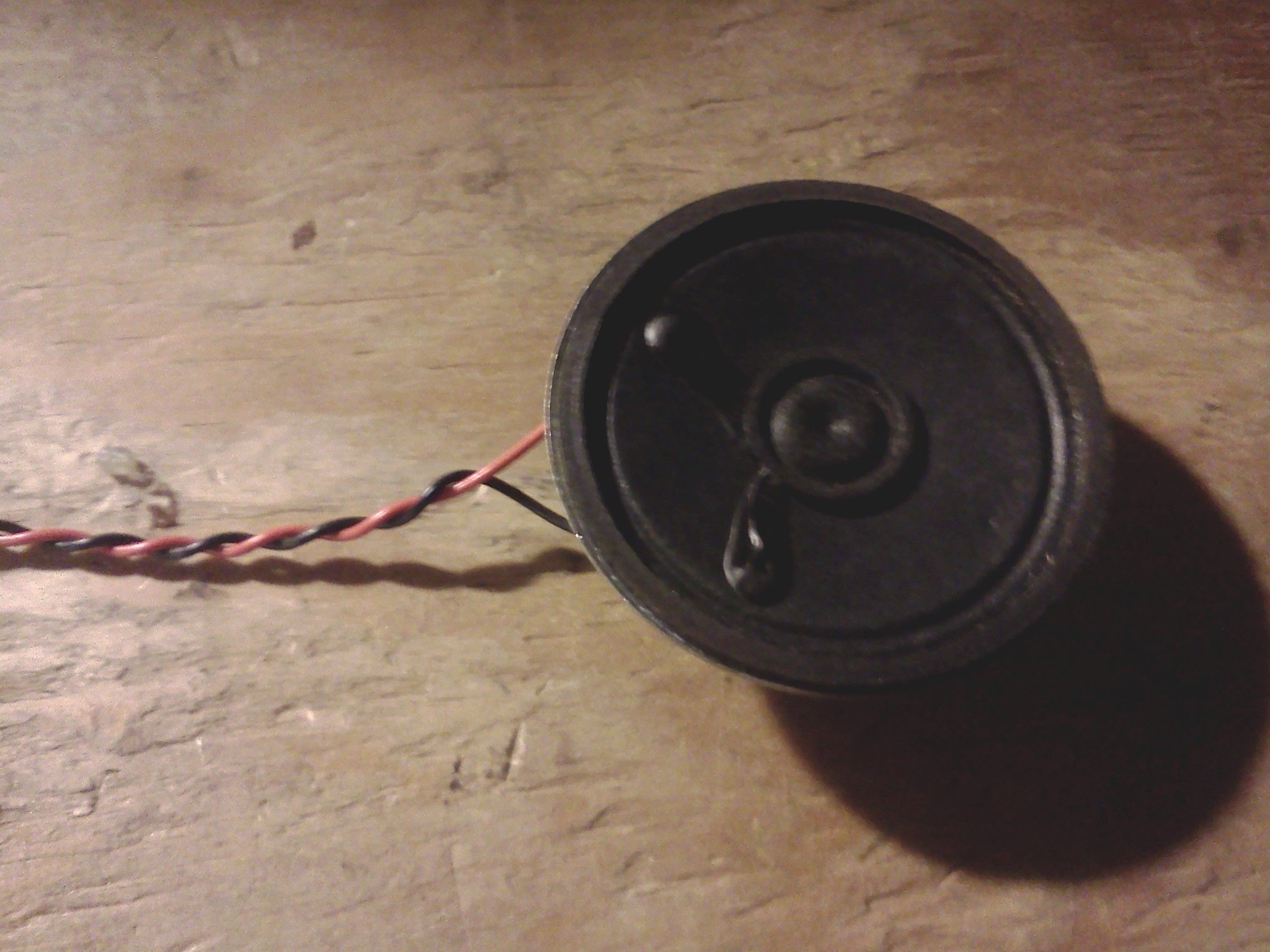 How to Make a Basic Speaker System That Fits in an Altoids Tin : 6 Steps - Instructables