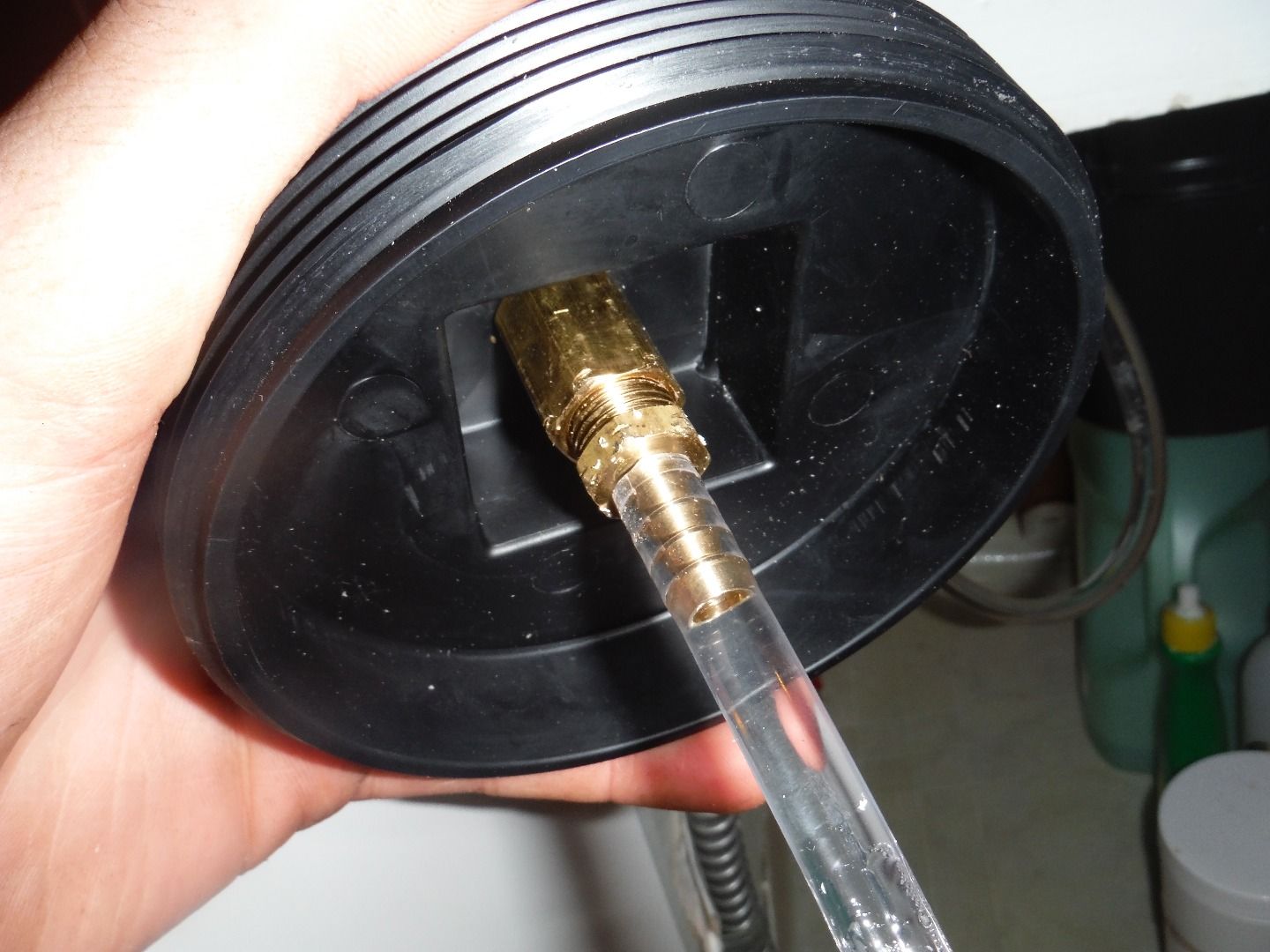 High Capacity Easy Use Soap Dispenser Tank : 6 Steps (with Pictures ...