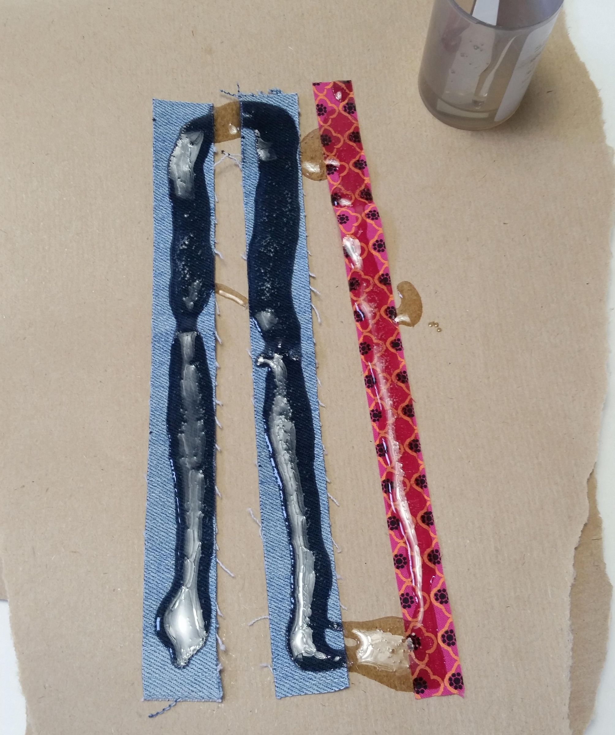 Make a Bangle Out of Fabric Scraps and Resin : 12 Steps (with Pictures ...