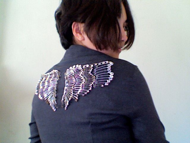 Safety Pin Wings : 9 Steps (with Pictures) - Instructables