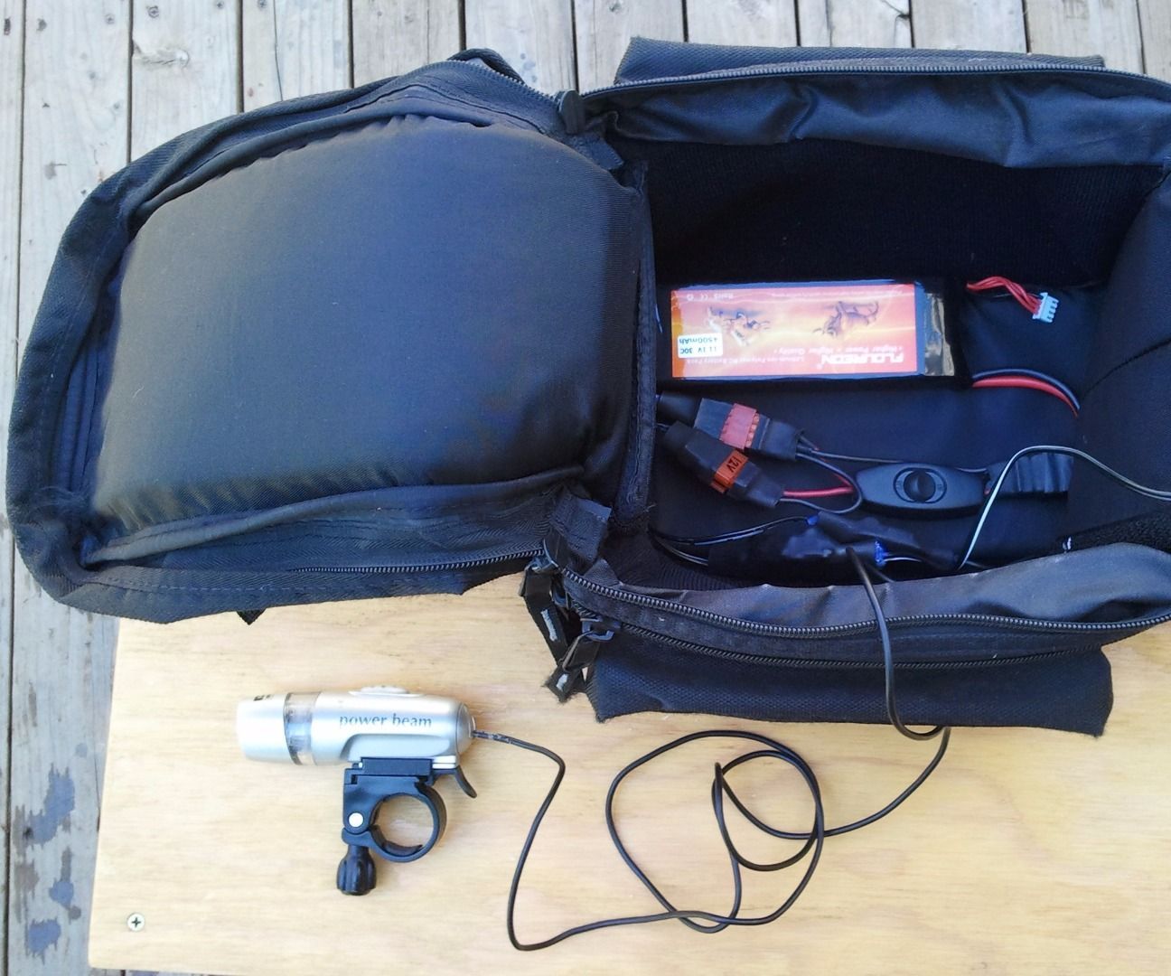 RC Battery Power for Bike Lighting : 7 Steps - Instructables