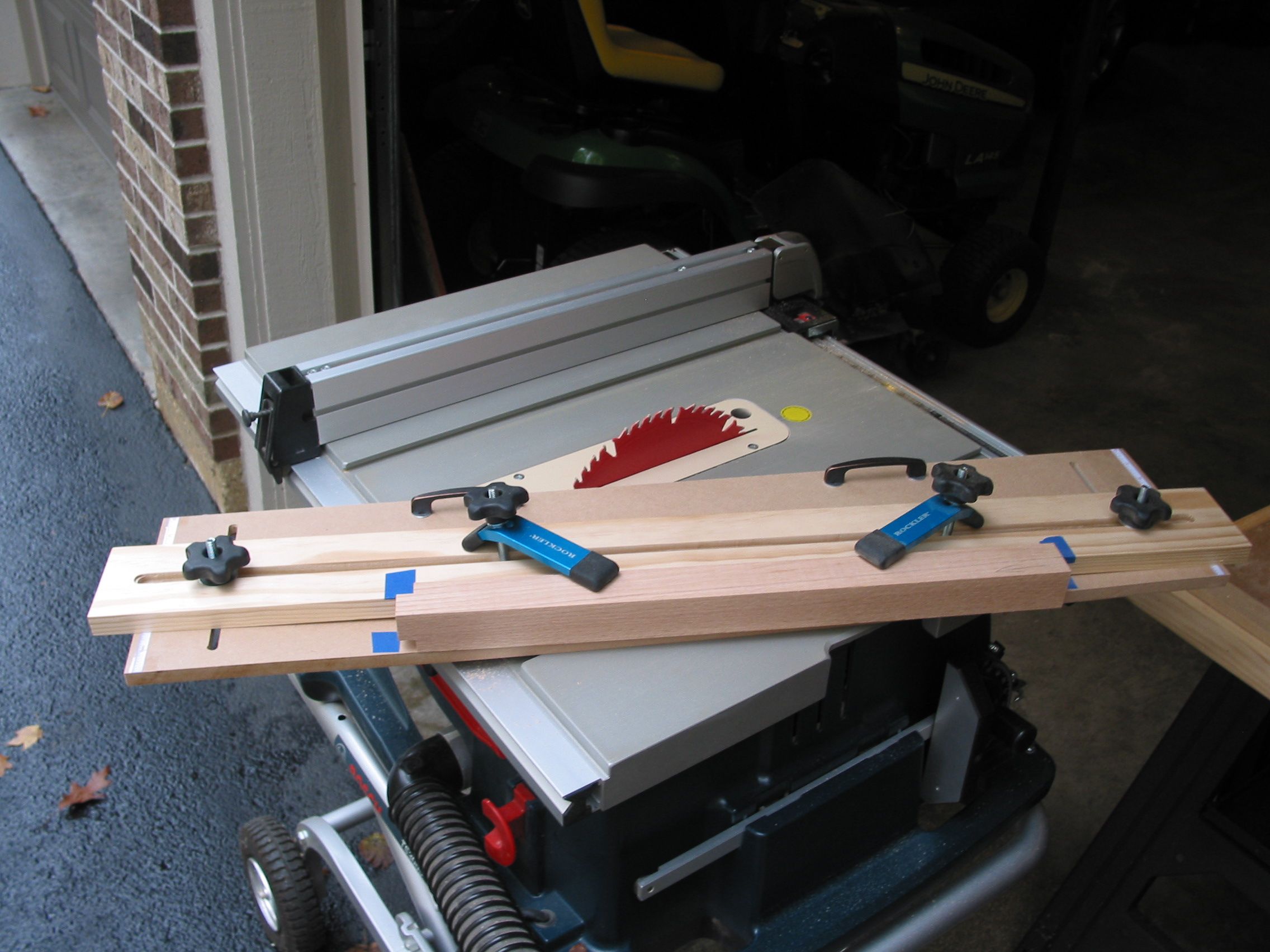 How to Make a Taper Jig on the Cheap : 3 Steps (with Pictures ...