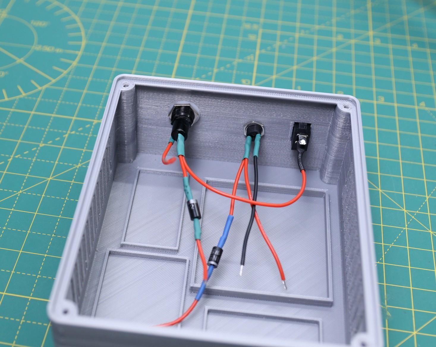 DIY Mini UPS for WiFi Router V5.0 : 18 Steps (with Pictures ...