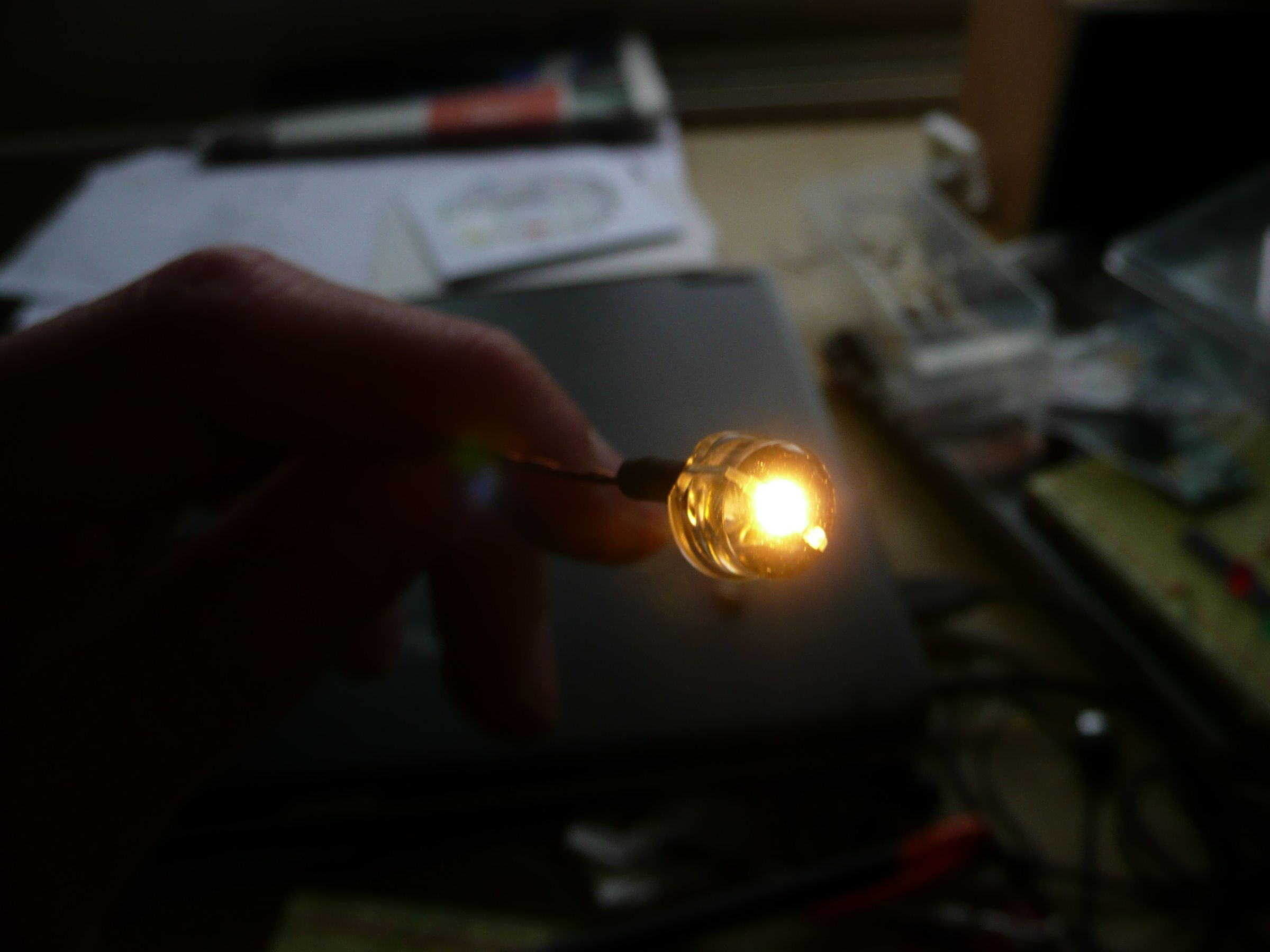 DIY Copper Style LED Painting Illuminator : 9 Steps (with Pictures ...