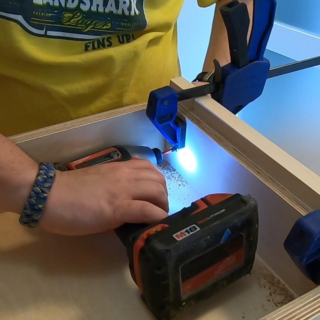 Making and Installing Box Joint Drawers : 18 Steps (with Pictures ...