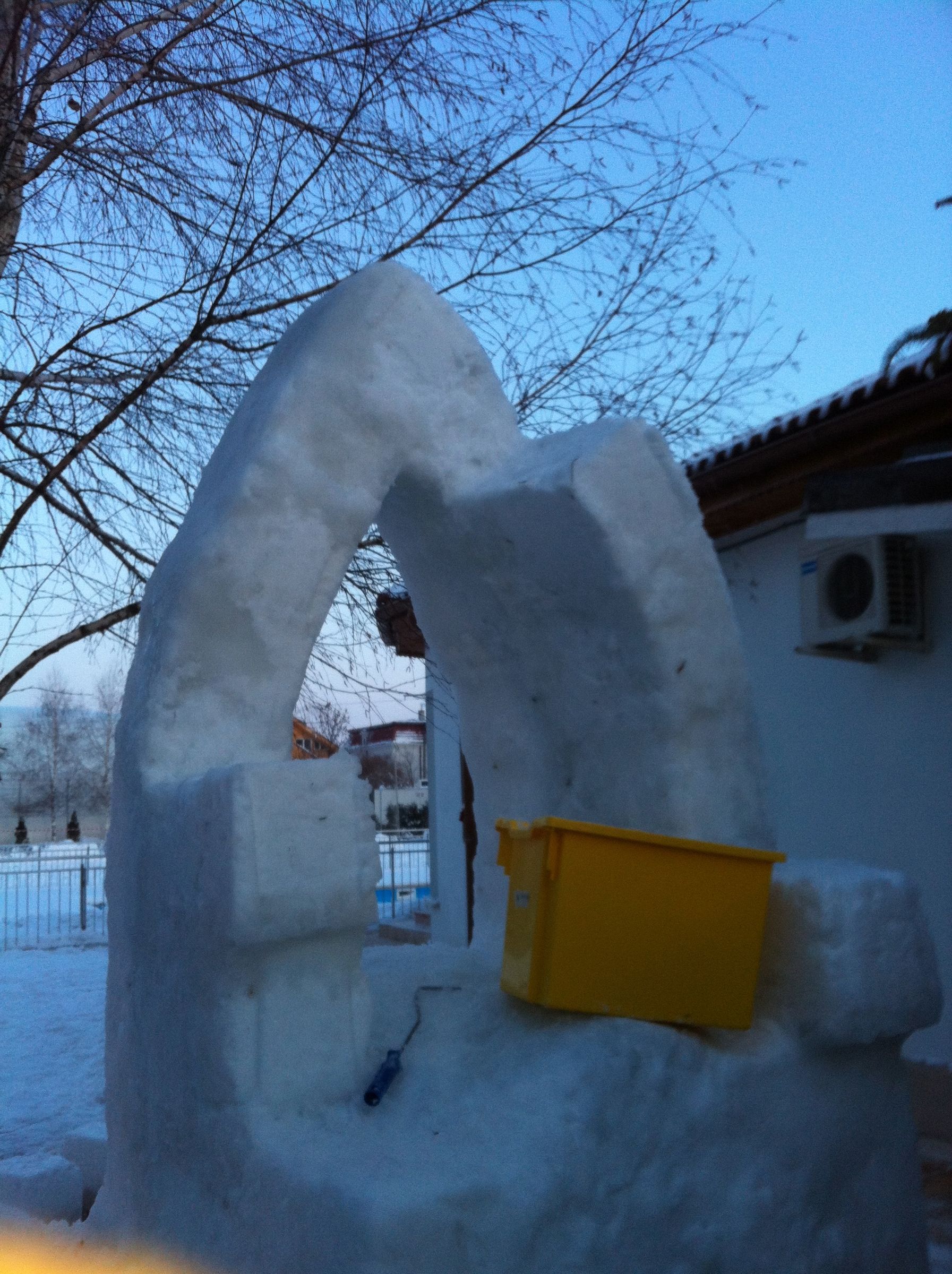 How to Make the Massive 3 Floor Snow Fort. : 9 Steps (with Pictures ...