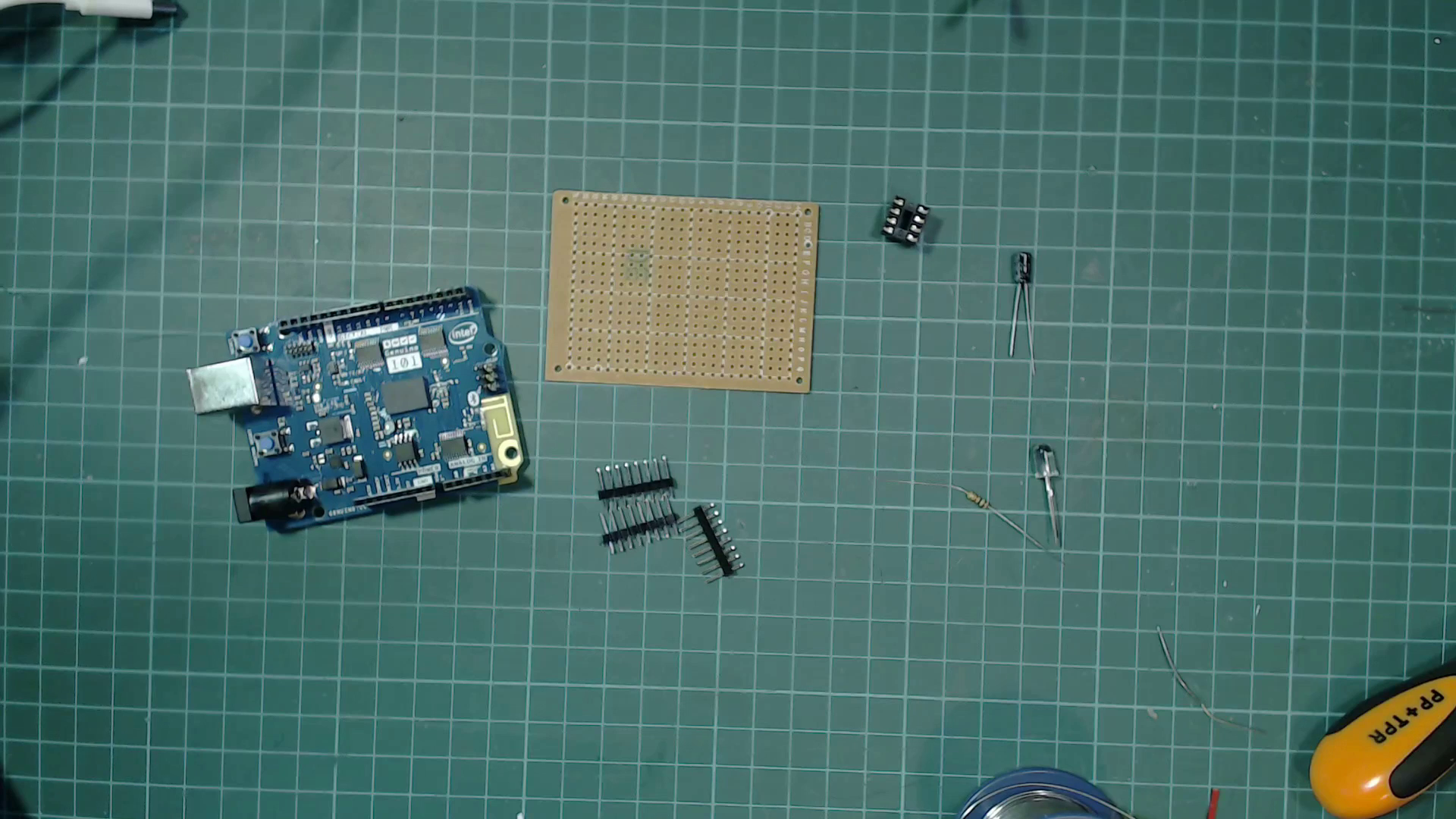 DIY Attiny Programming Shield : 8 Steps (with Pictures) - Instructables