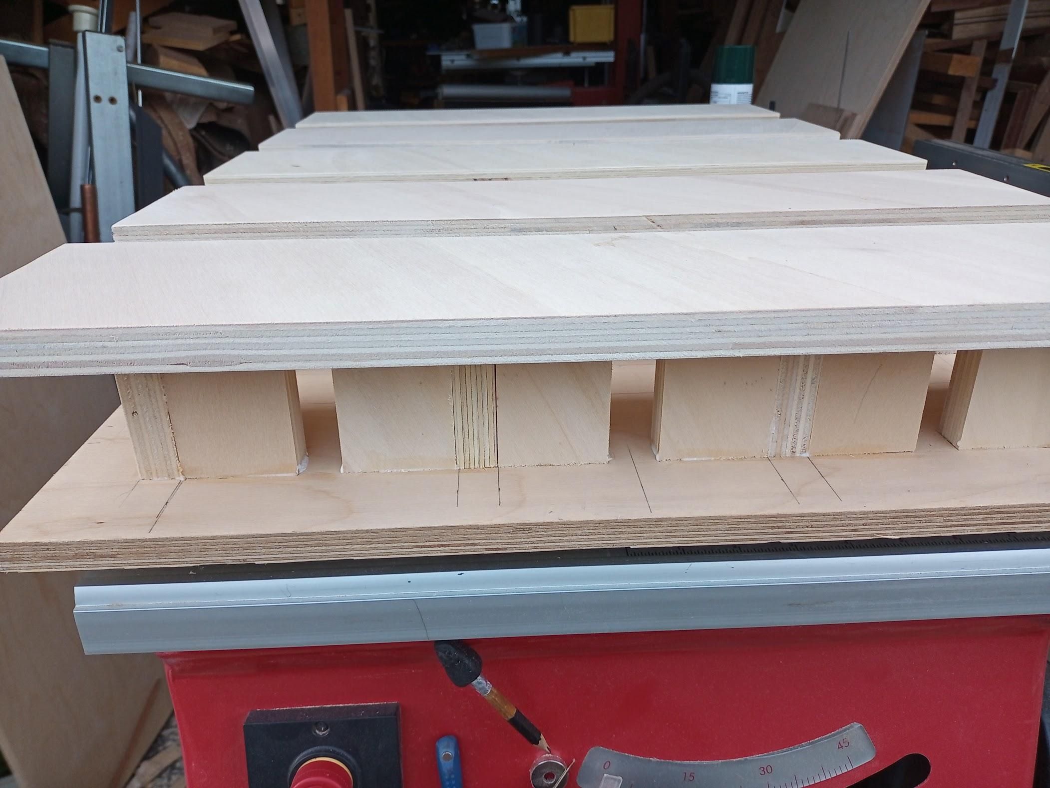 Clamping & Layout Worktop : 8 Steps (with Pictures) - Instructables