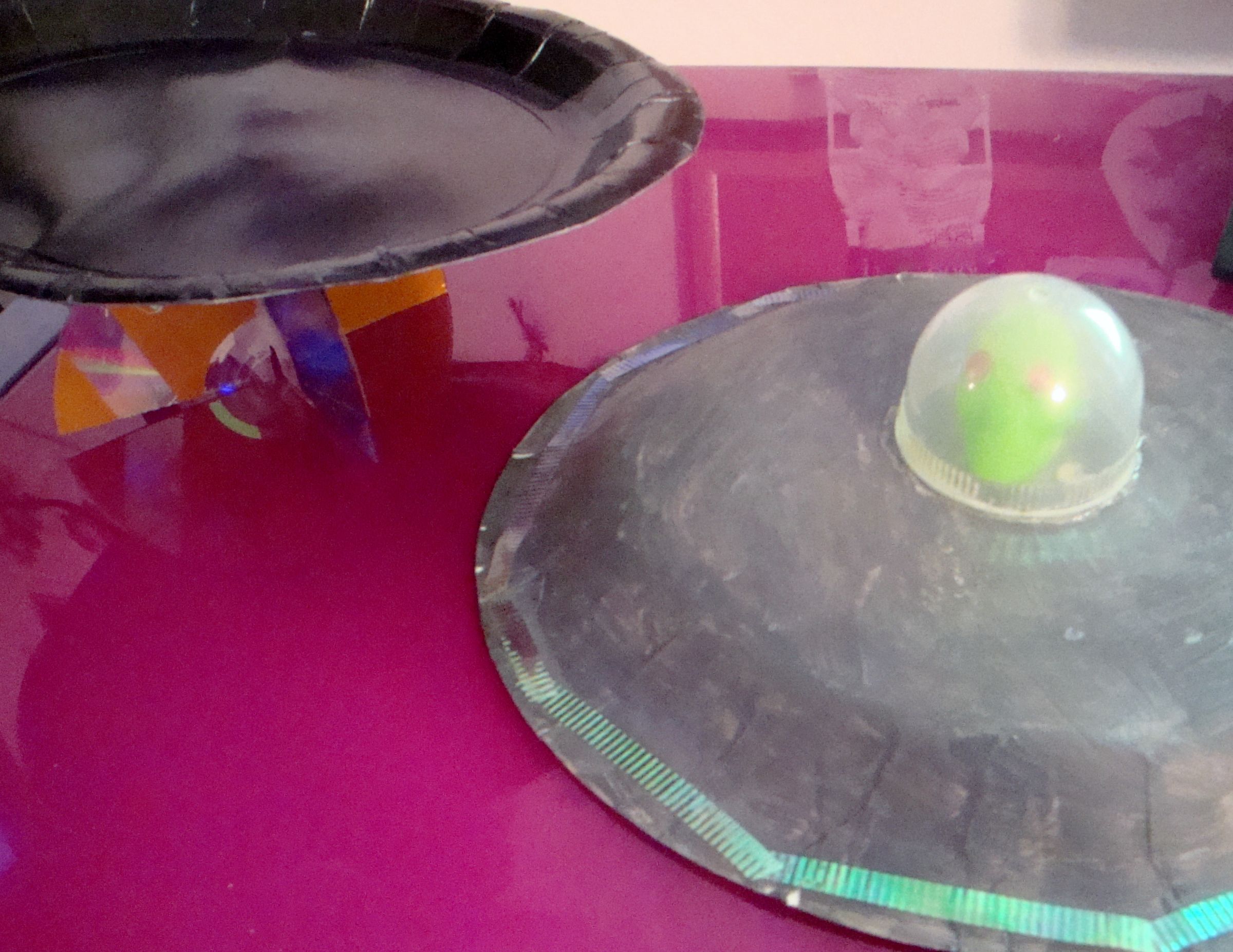 Ufo Alien Gift Box : 7 Steps - Instructables