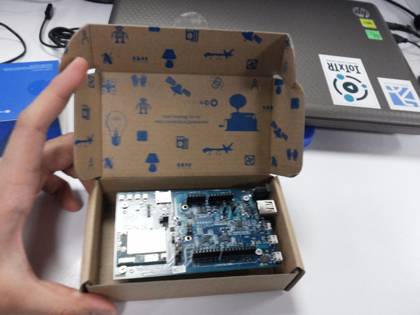 The First Usage of Intel Edison : 10 Steps - Instructables