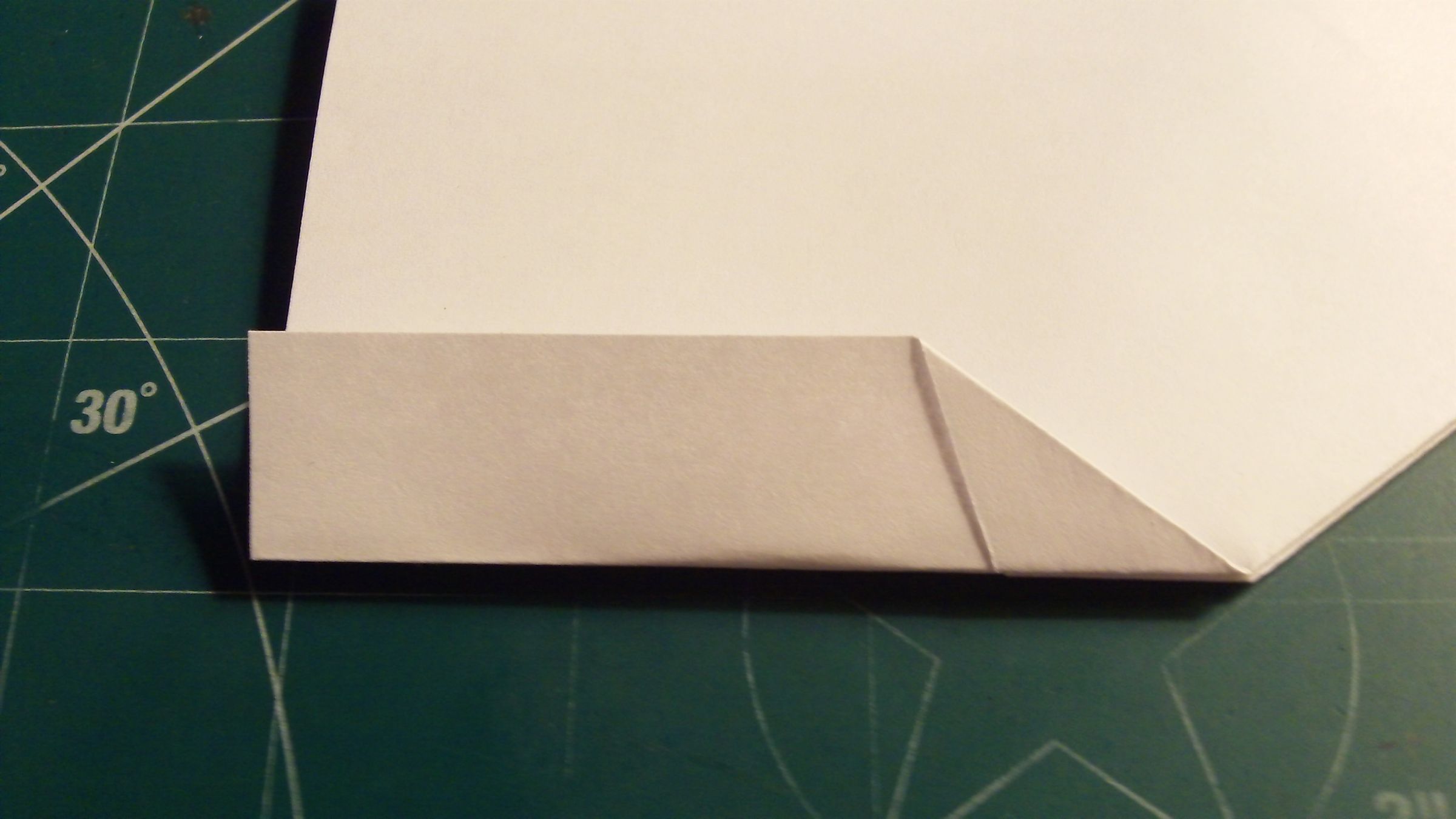 How to Make the Comet Paper Airplane : 6 Steps - Instructables
