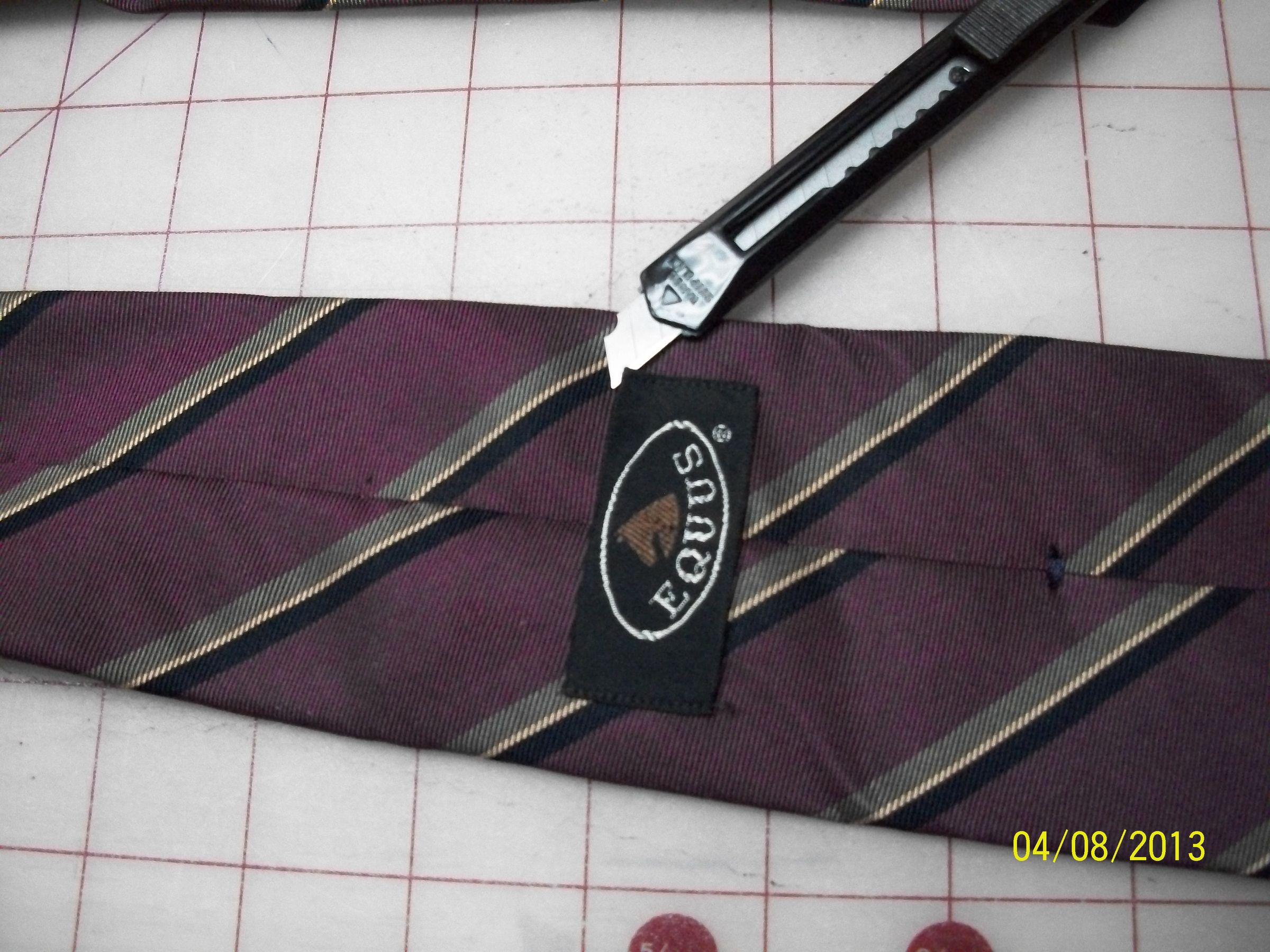 *RE-PURPOSED* - Men's Tie (into) Bias Tape - PURPLE : 4 Steps ...