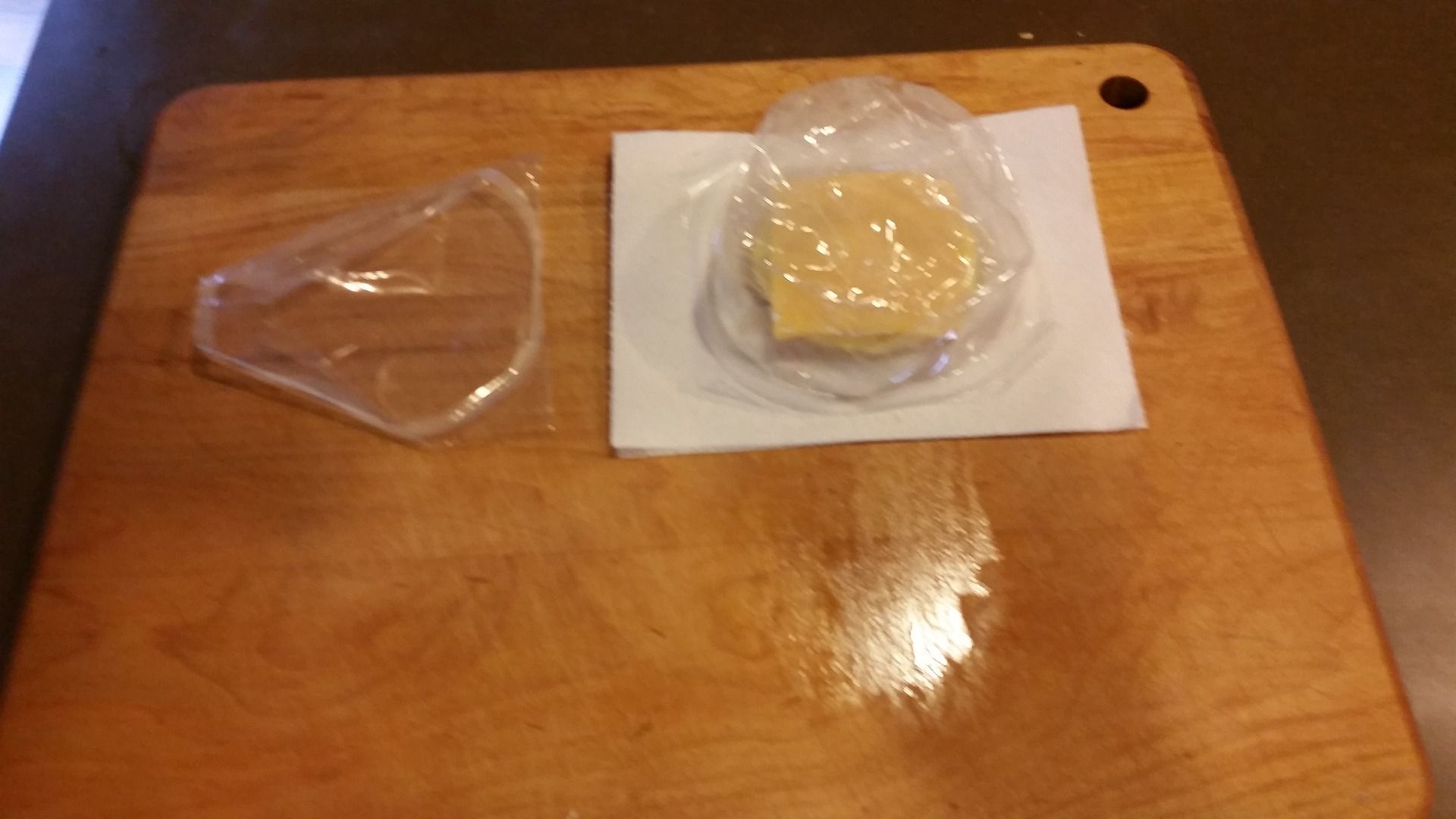 How to Prepare a Frozen Breakfast Sandwich : 9 Steps - Instructables