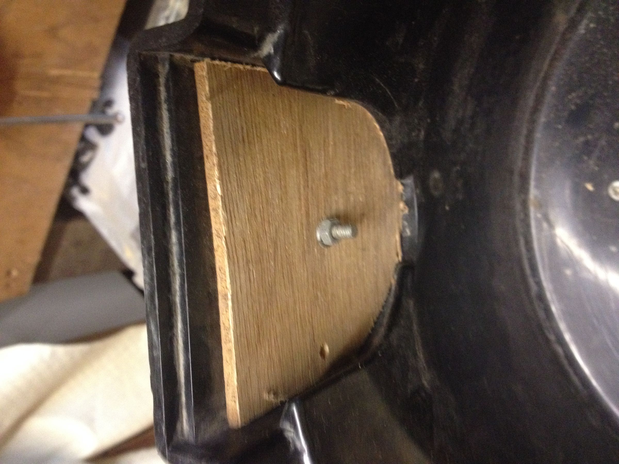 Thien Baffle Dust Extractor With Quick Change Bucket : 6 Steps (with ...