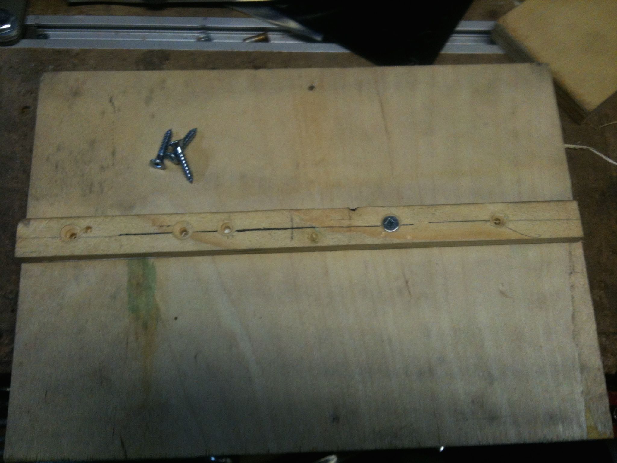 Corner Rounding Jig for a Disk Sander : 7 Steps - Instructables