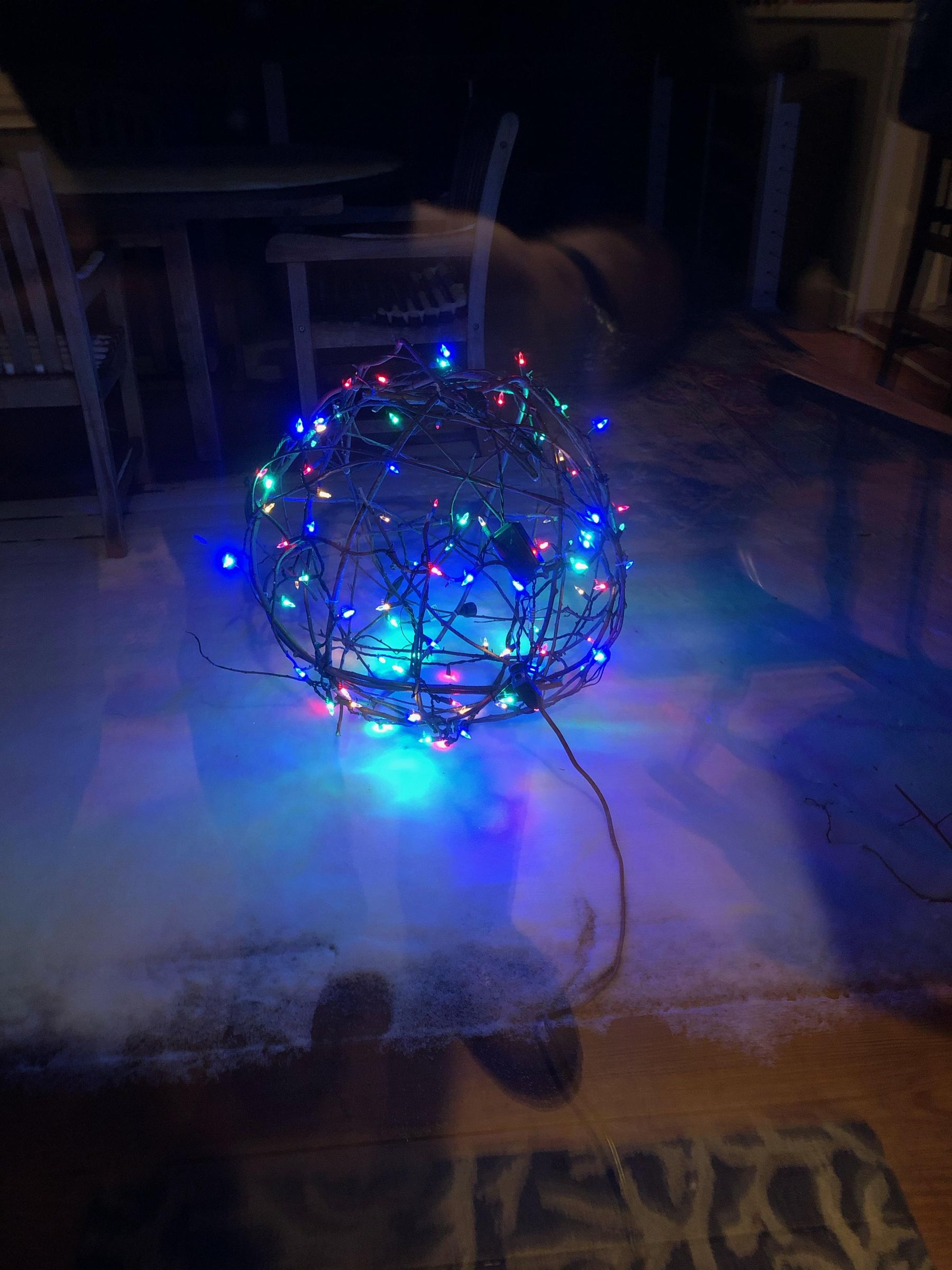 Holiday Light Ball : 5 Steps - Instructables