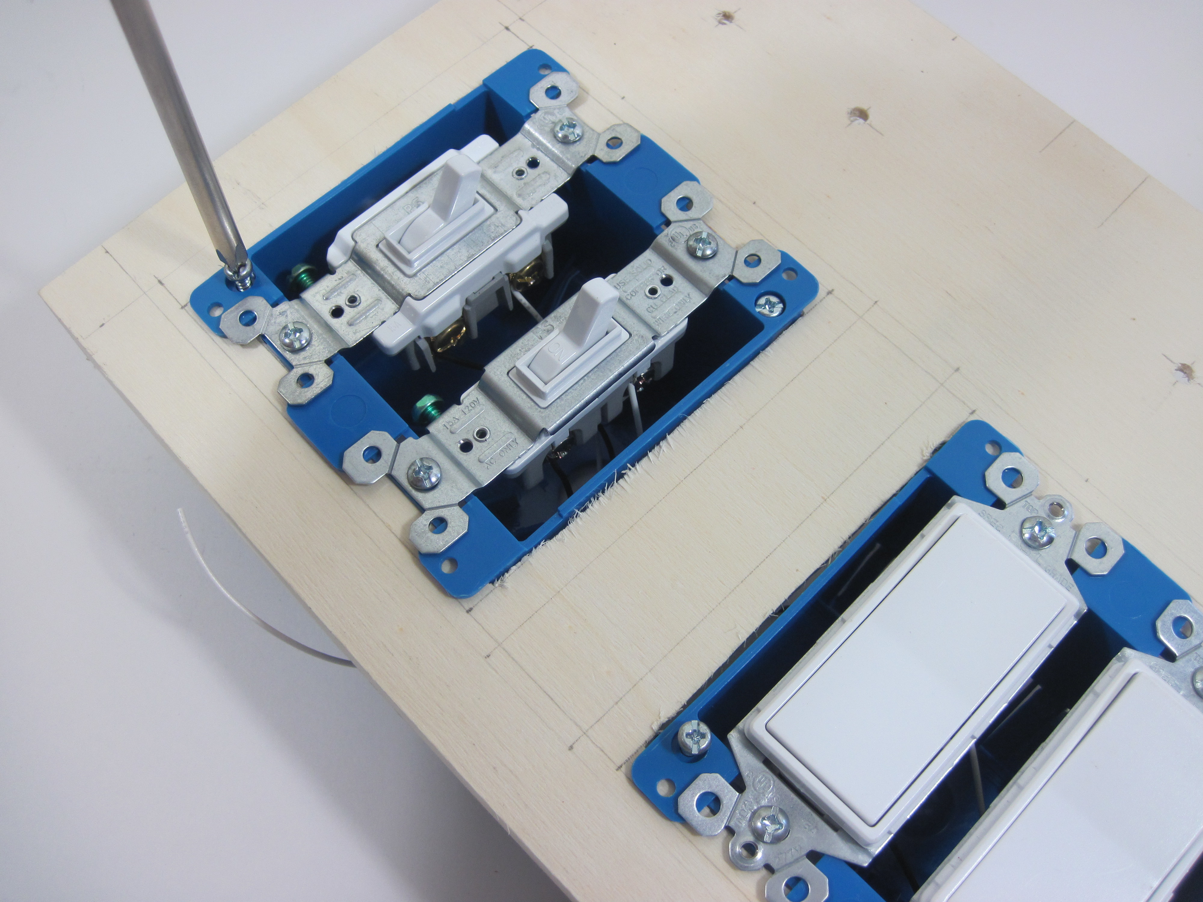 Child's Toy Light Switch Box : 12 Steps (with Pictures) - Instructables