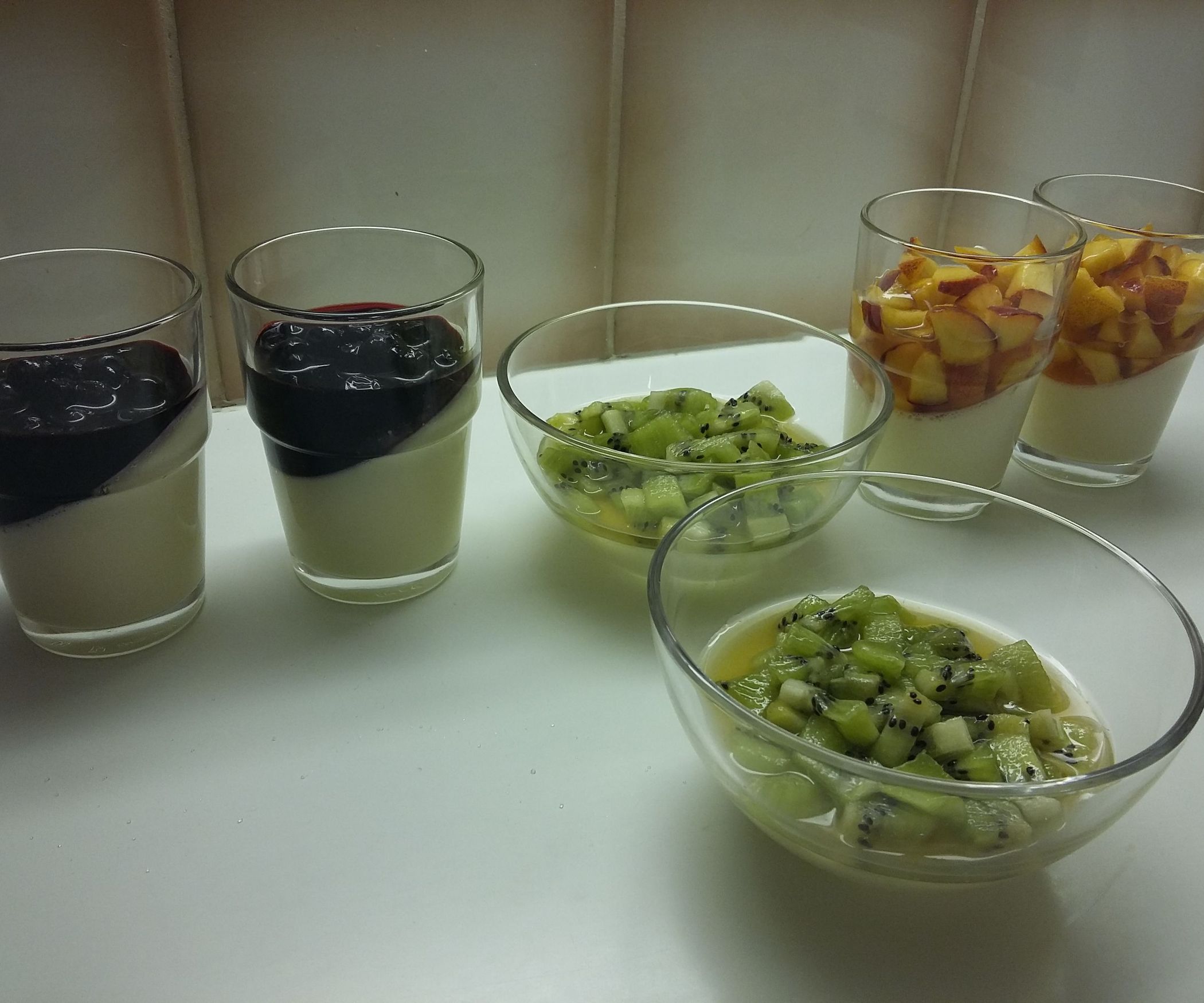 Panna Cotta With Fruit Toppings : 6 Steps (with Pictures) - Instructables