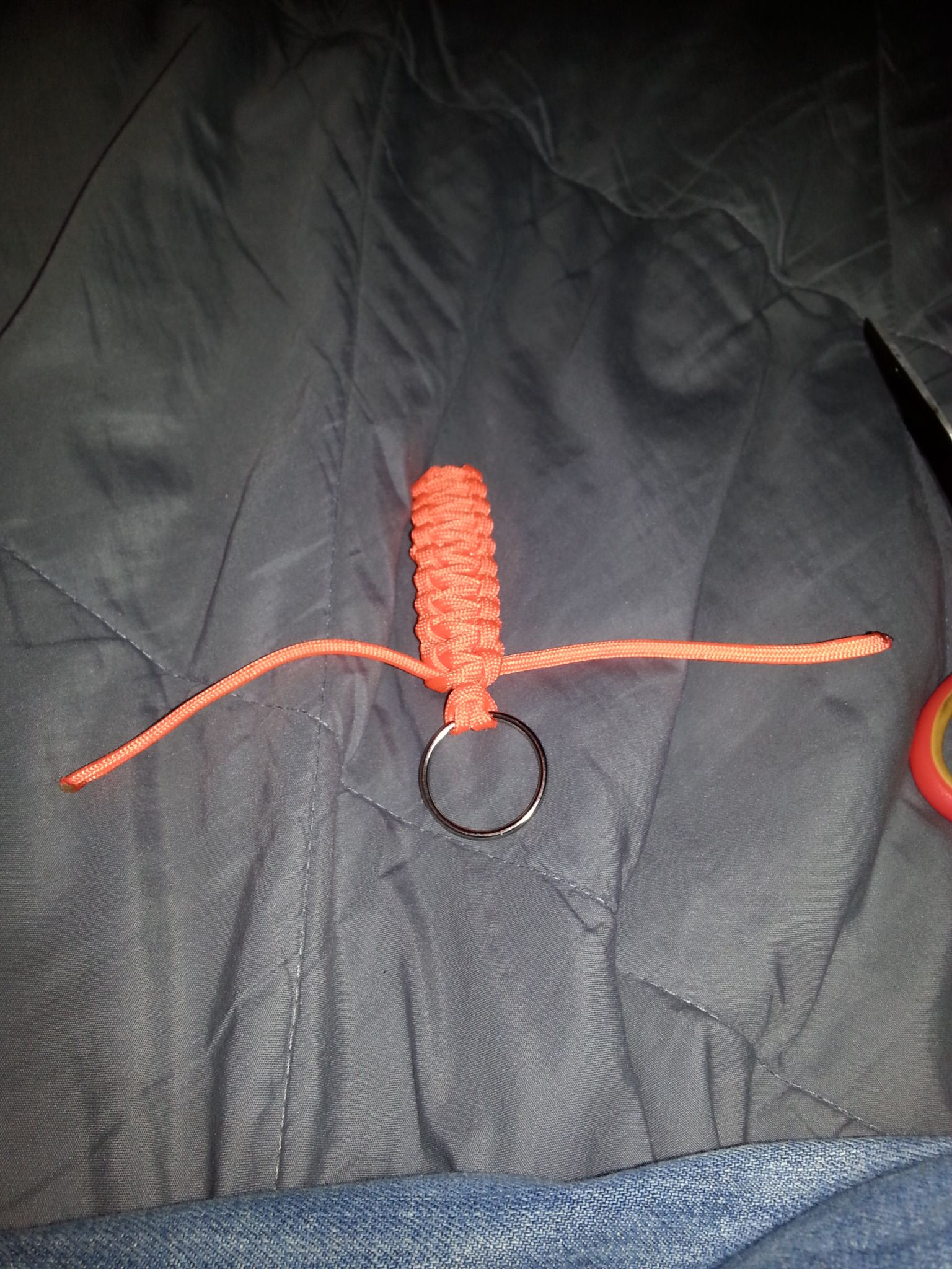 Easy Paracord Key Chain : 7 Steps (with Pictures) - Instructables