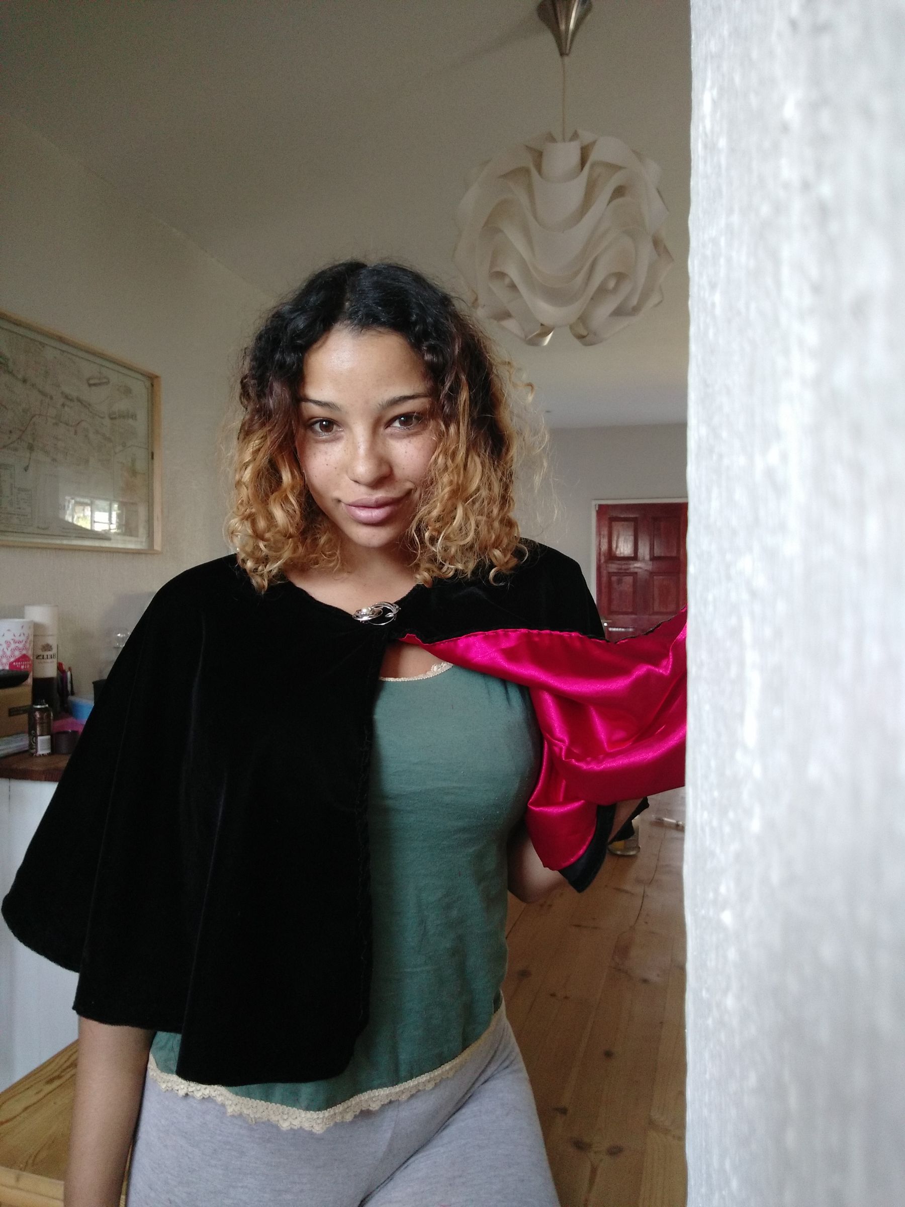 Make a Velvet Capelet : 12 Steps (with Pictures) - Instructables