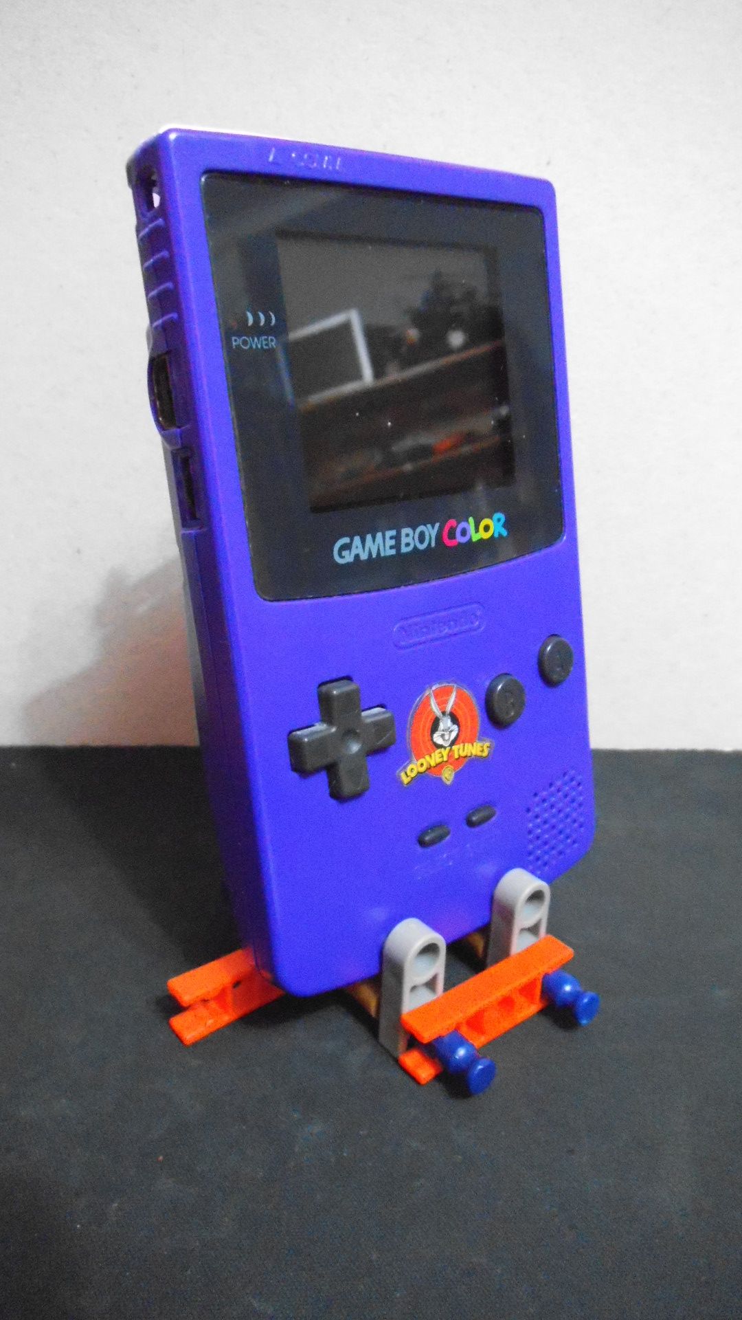 Simple K'NEX Gameboy Stand : 3 Steps - Instructables