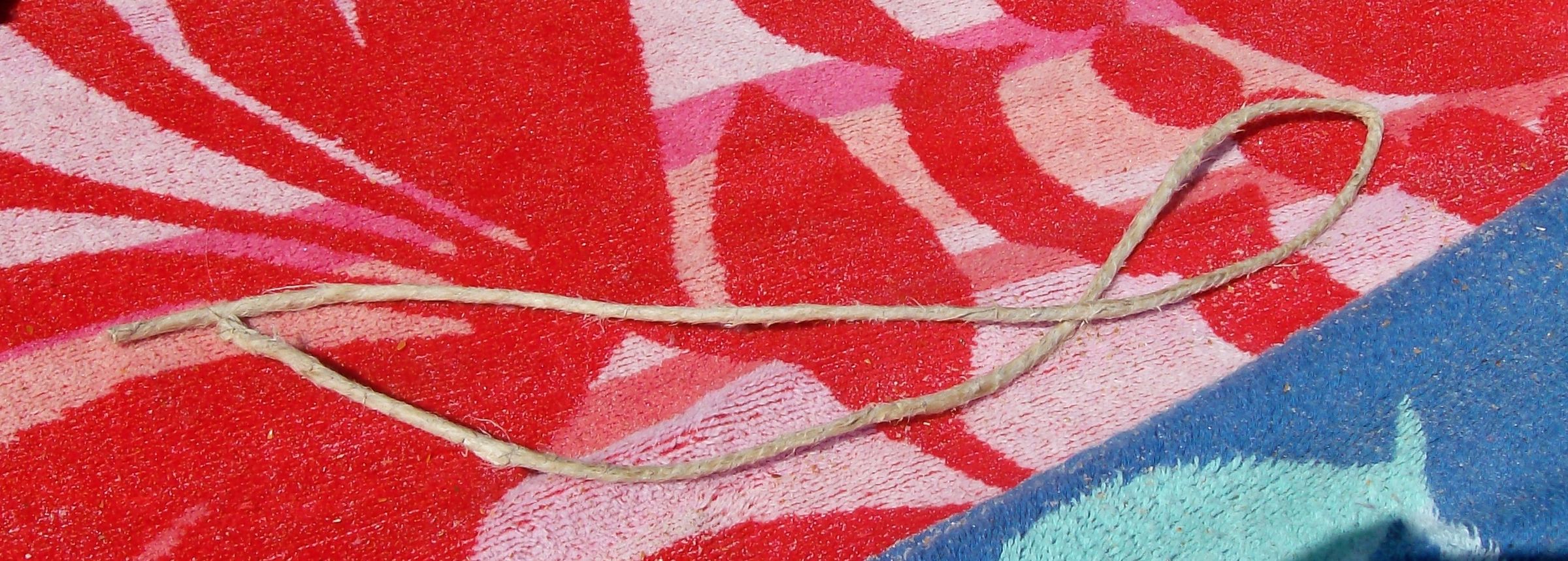 How to Make a Hemp Necklace : 5 Steps (with Pictures) - Instructables