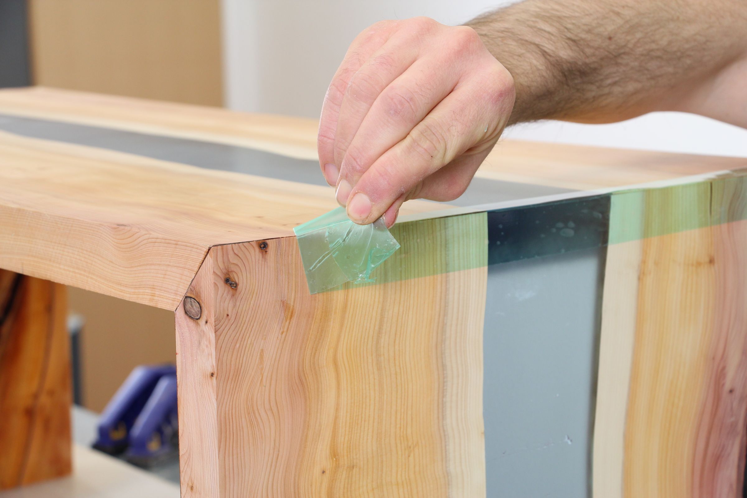 DIY Resin River Table Using Clear Epoxy Casting Resin and Wood : 12 ...