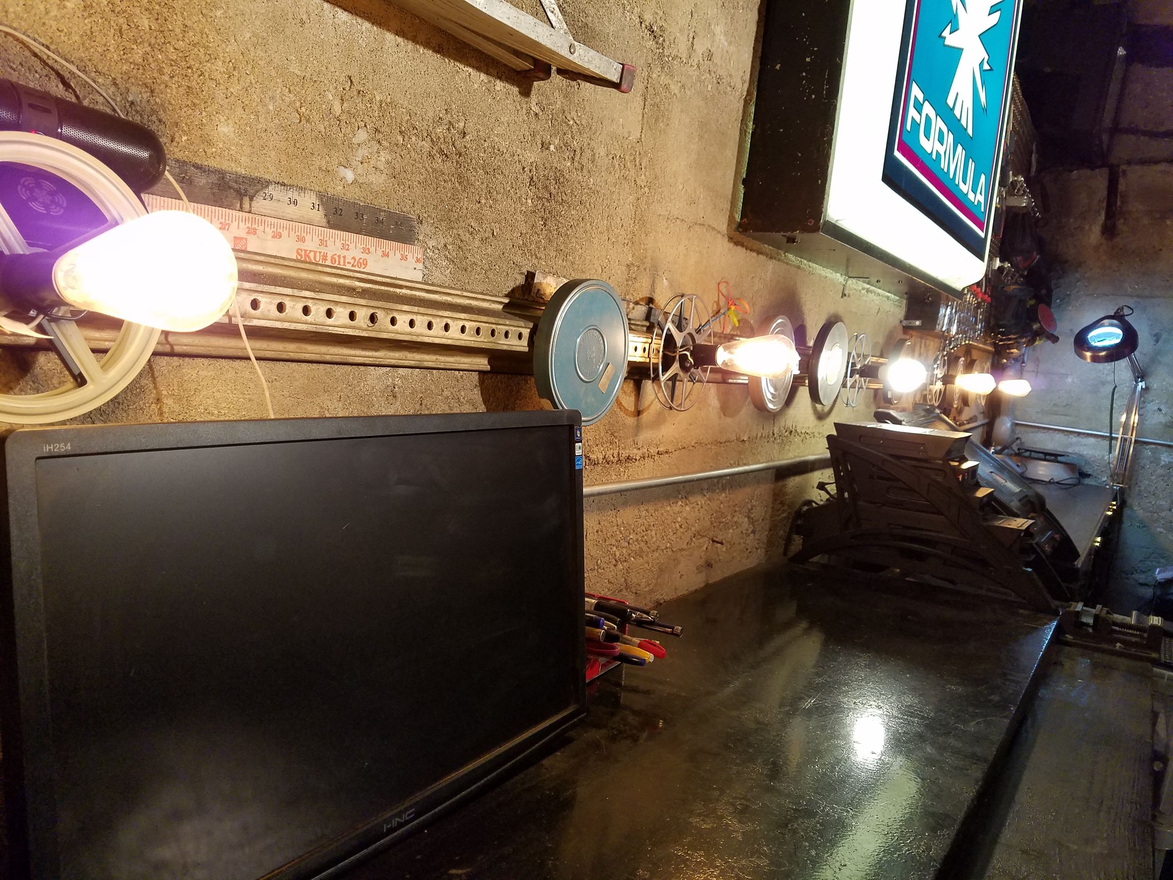 Light Fixture - Film Reel : 5 Steps (with Pictures) - Instructables