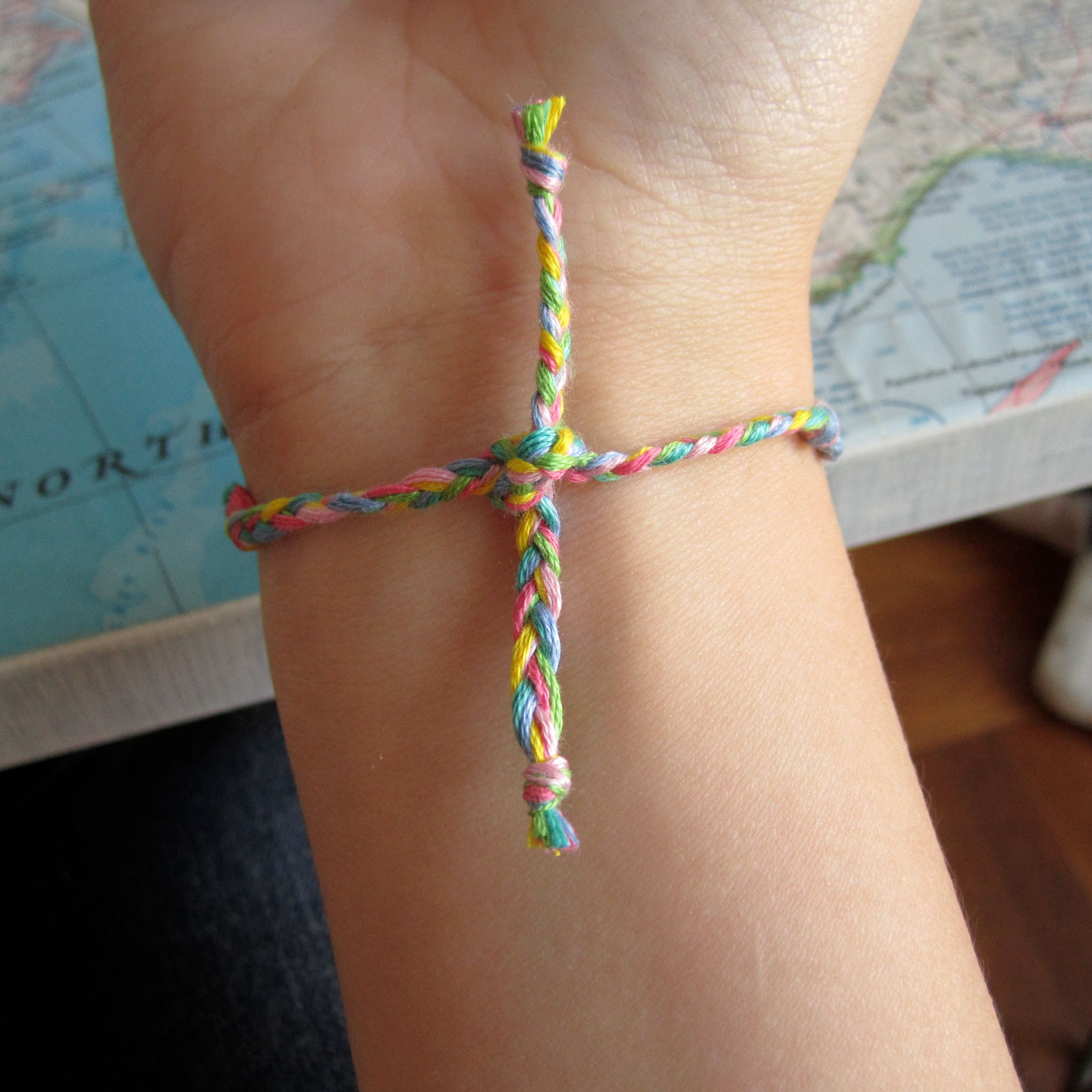 How to Make a Friendship Bracelet : 9 Steps (with Pictures) - Instructables
