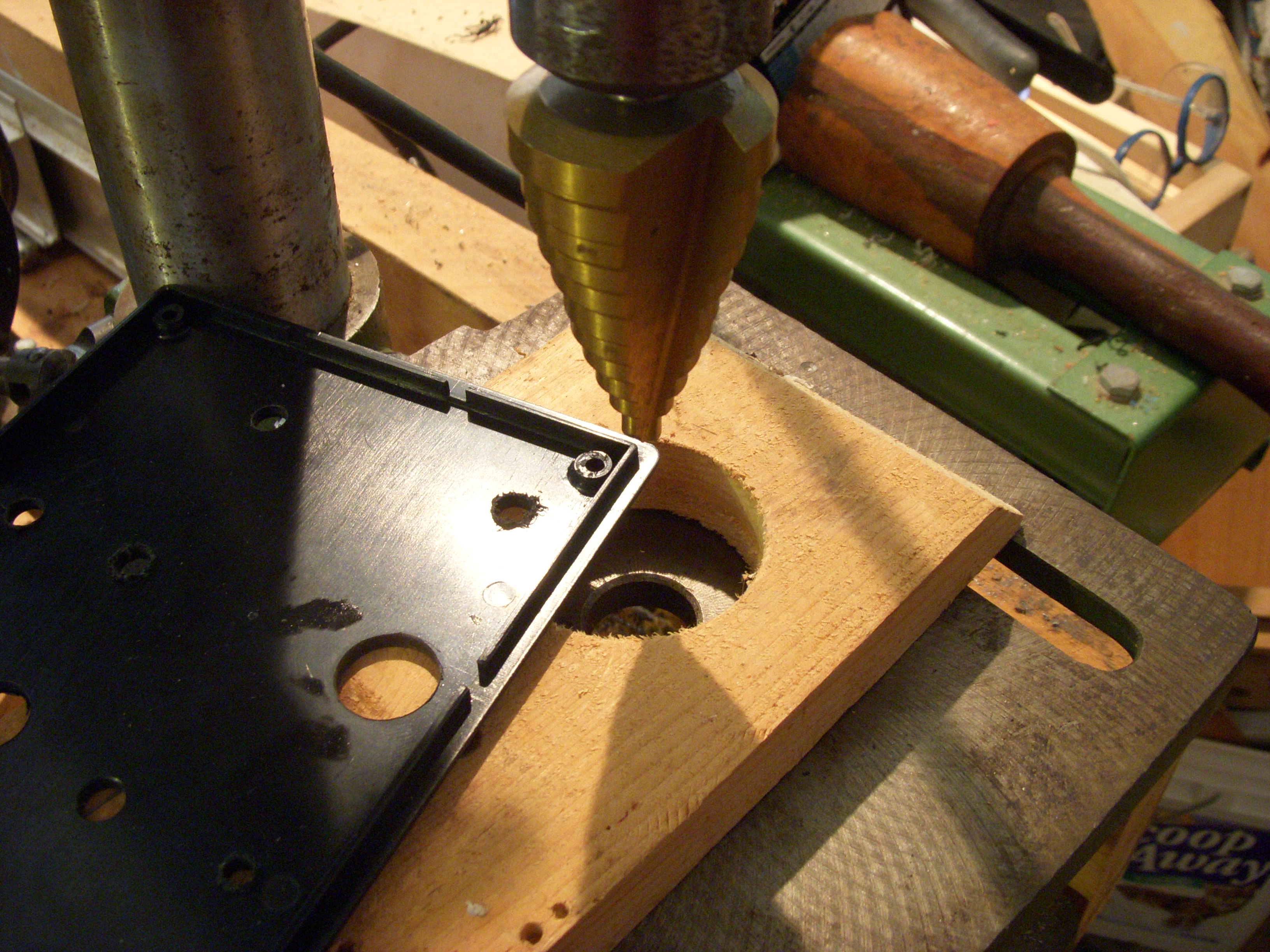 FUN! LIGHT SWITCH BOX : 40 Steps - Instructables