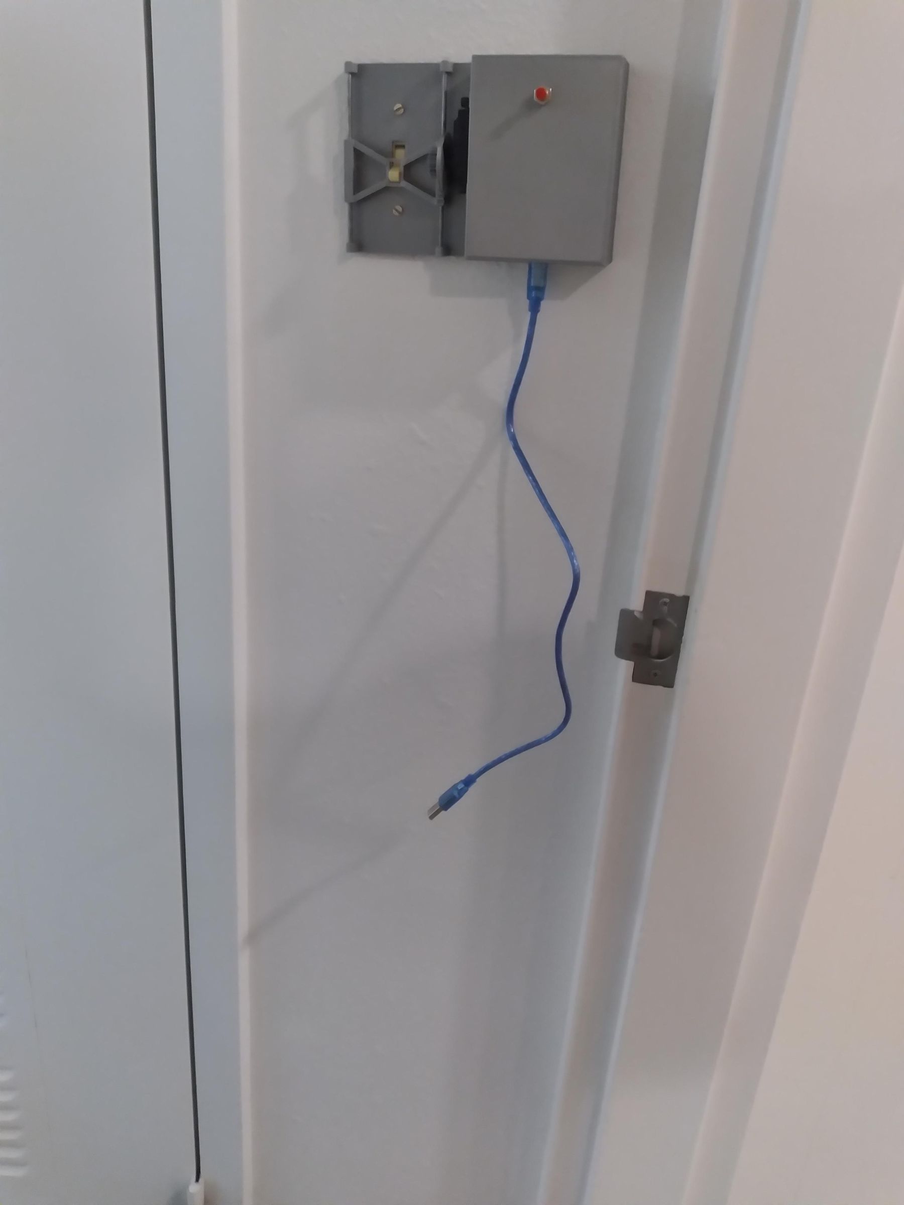 Remote Control Light Switch : 10 Steps (with Pictures) - Instructables